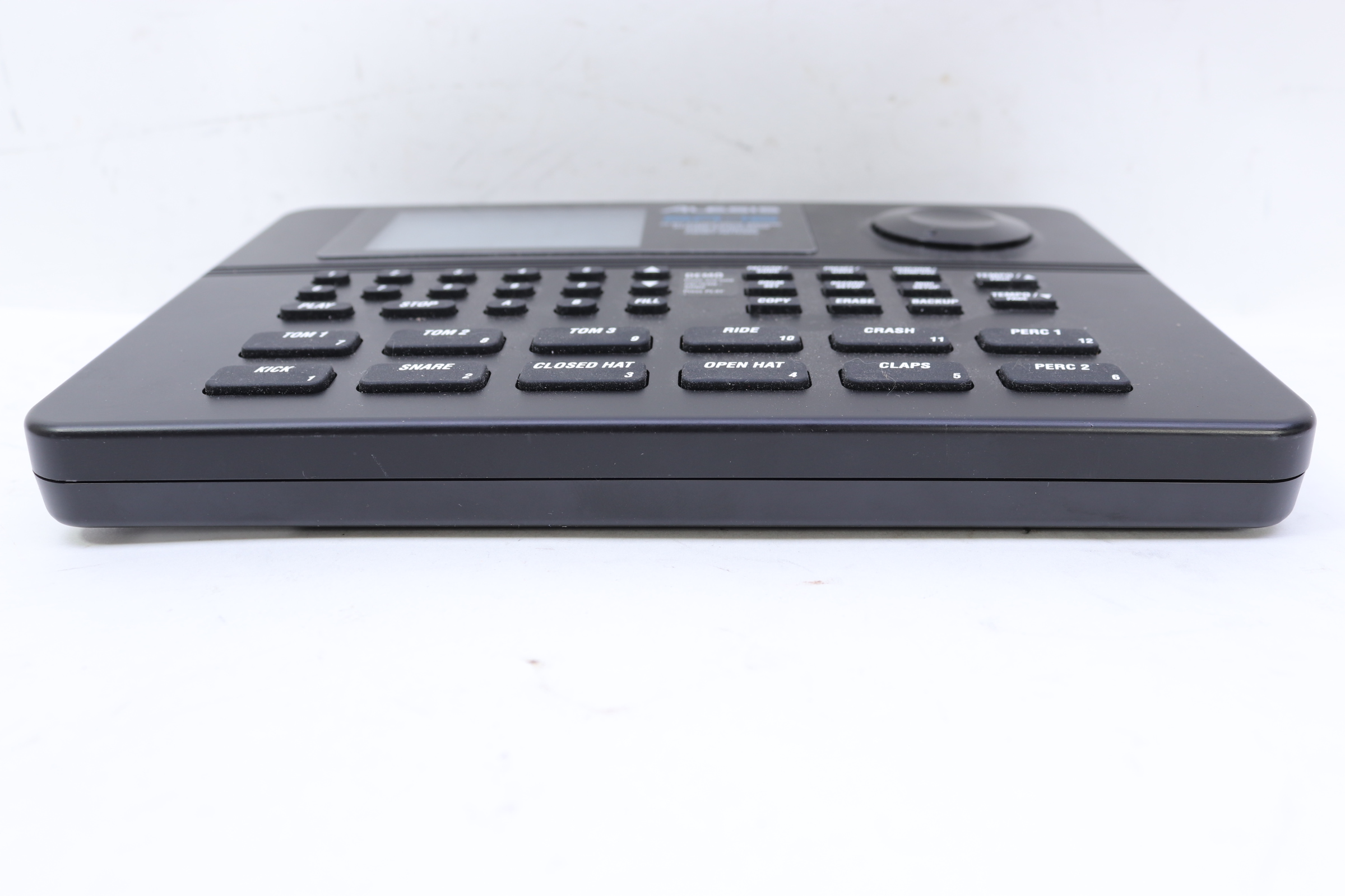 Alesis SR-16 24-Bit Stereo Dynamic Articulation Drum Machine