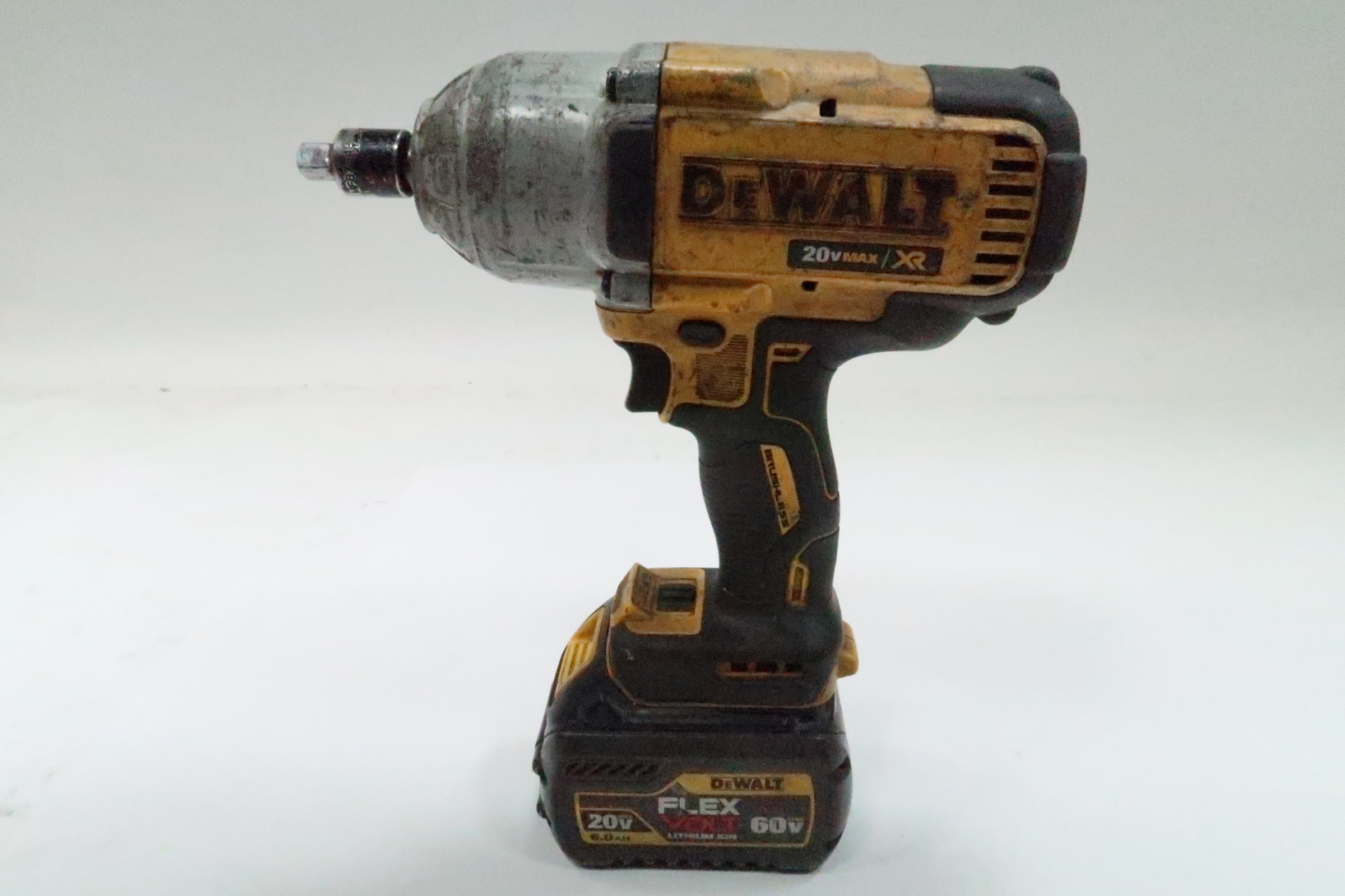 DeWalt DCF899 20V MAX XR Cordless Brushless 1/2" High Torque Impact ...