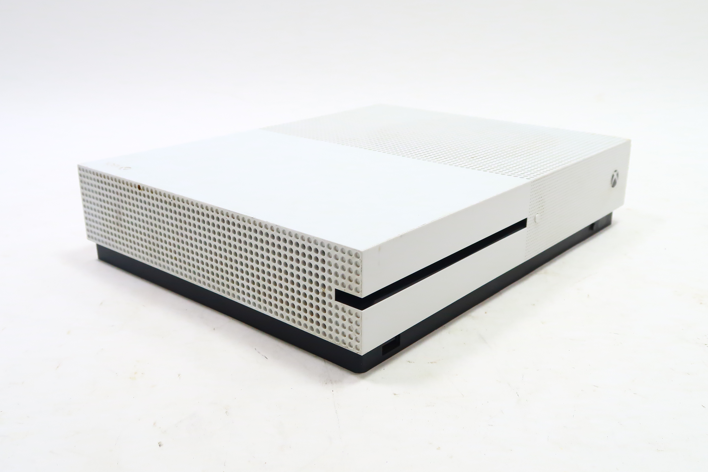 Microsoft Xbox One S (1TB) 1681 Video Game Console - 1016