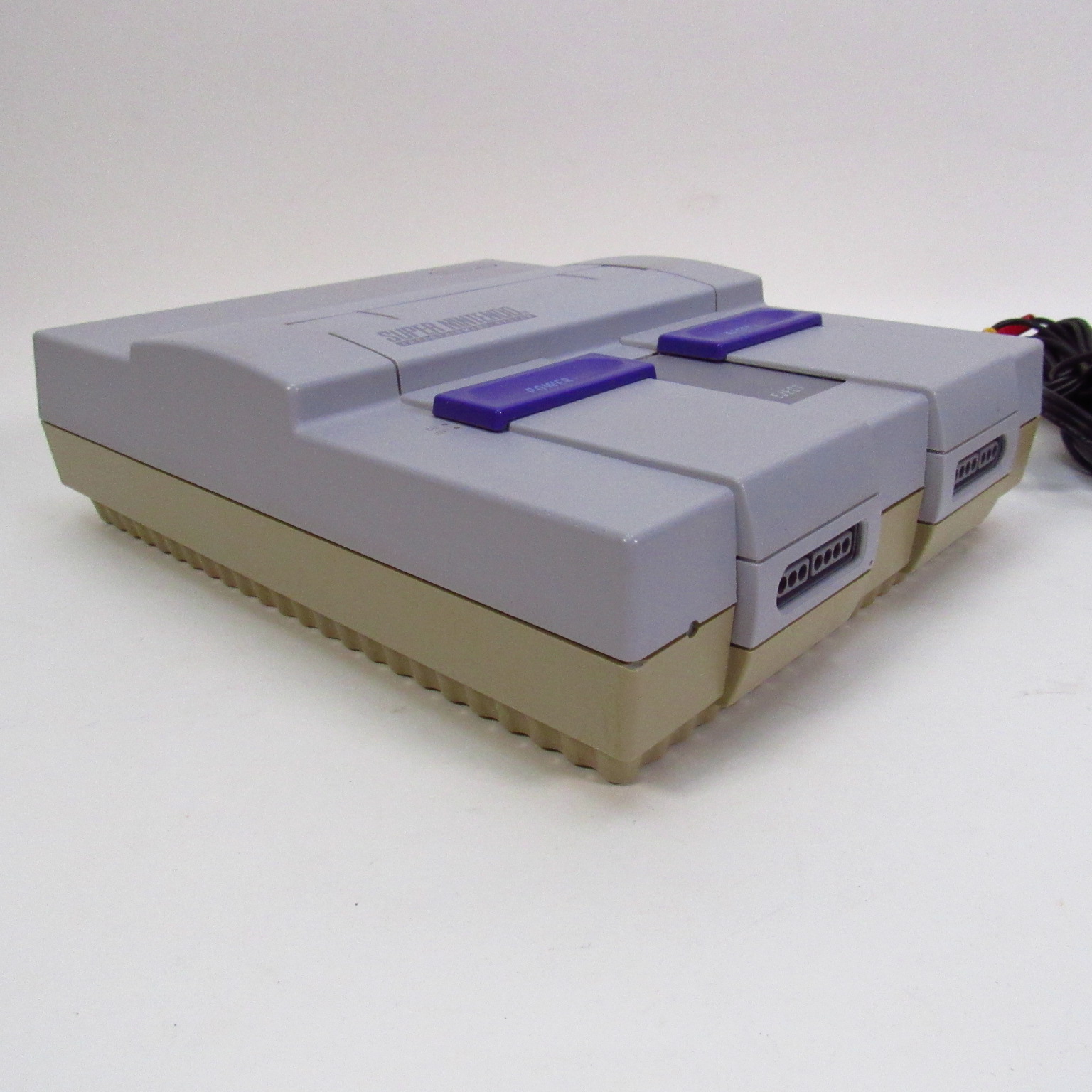 Super Nintendo (SNES) SNS-001 Video Game Console