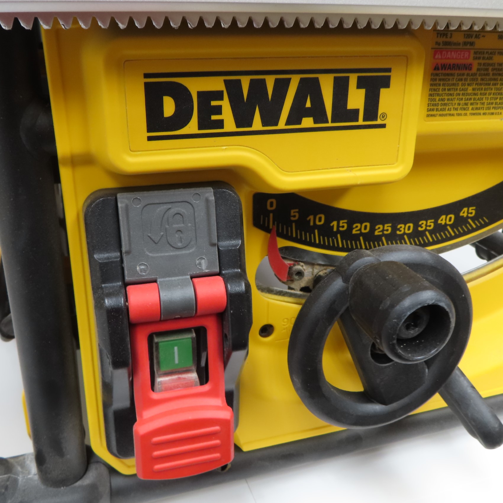 DeWalt DWE7485-QS 120V 8-1/4" Compact Jobsite Table Saw (Local Pick-Up ...