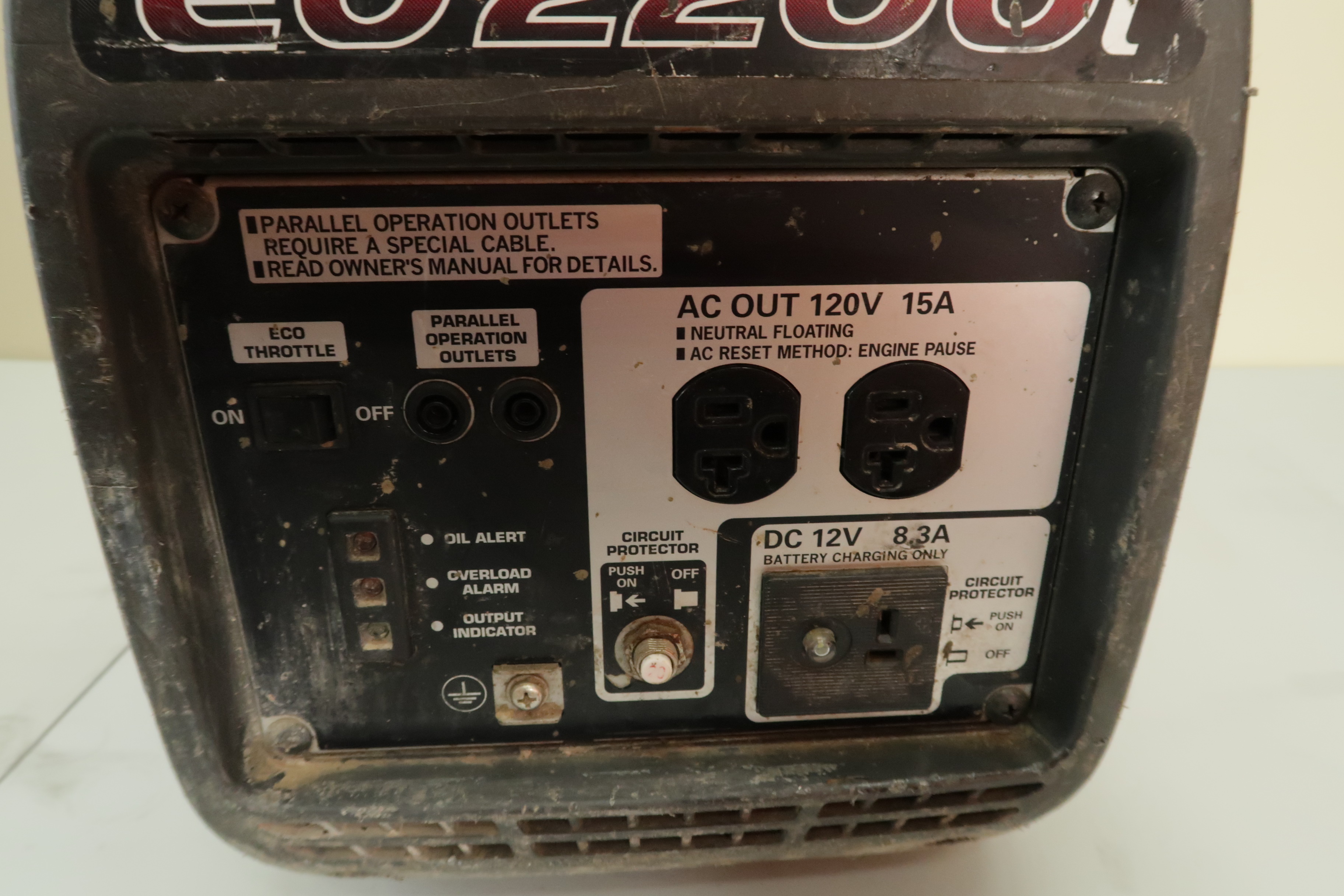 Honda EU2200i 2200-Watt 120-Volt Super Quiet Portable Inverter Generator Honda EU2200i 2200-Watt 120-Volt Super Quiet Portable Inverter Generator