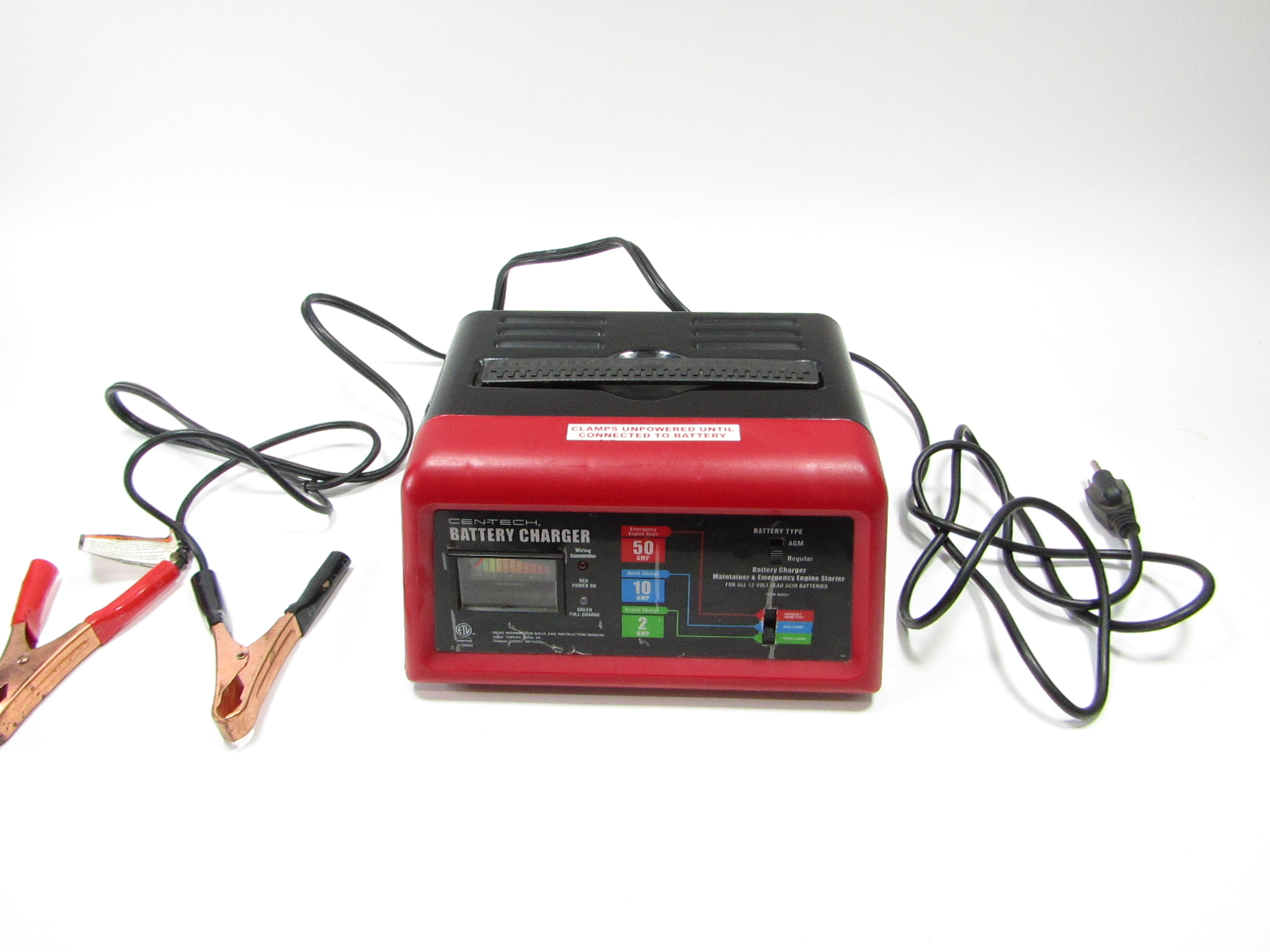 Cen-Tech 10/2/50 Amp 12 Volt Battery Charger / Engine Starter 60653