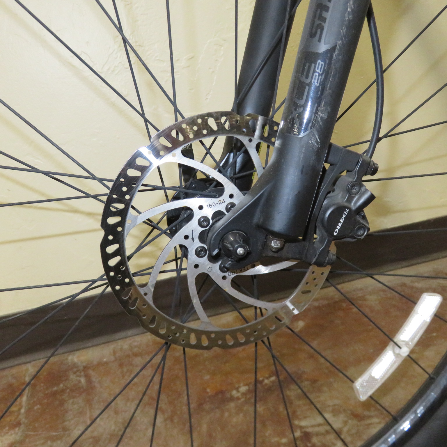 Trek Marlin 5 Aluminum Frame 29-Inch Wheel Men's Mountain Bike