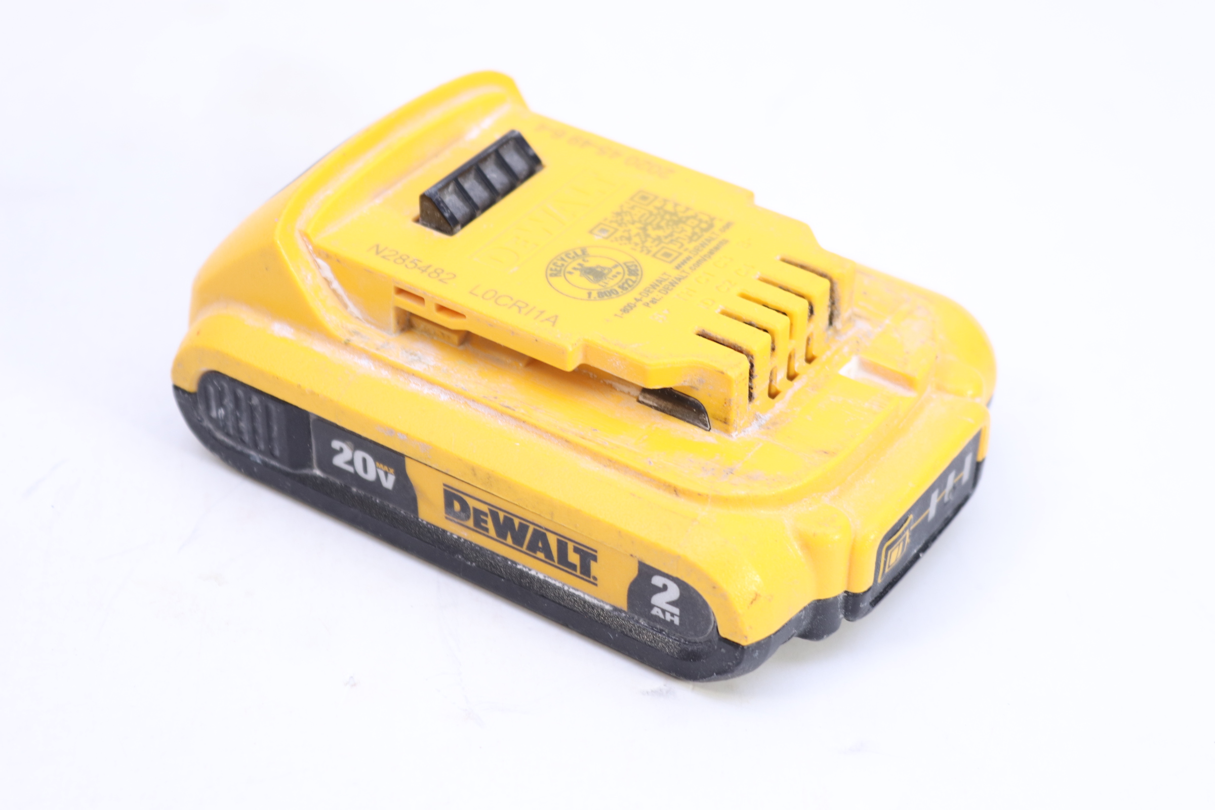 DEWALT DCS382 20-Volt MAX XR Lithium-Ion Cordless Brushless ...