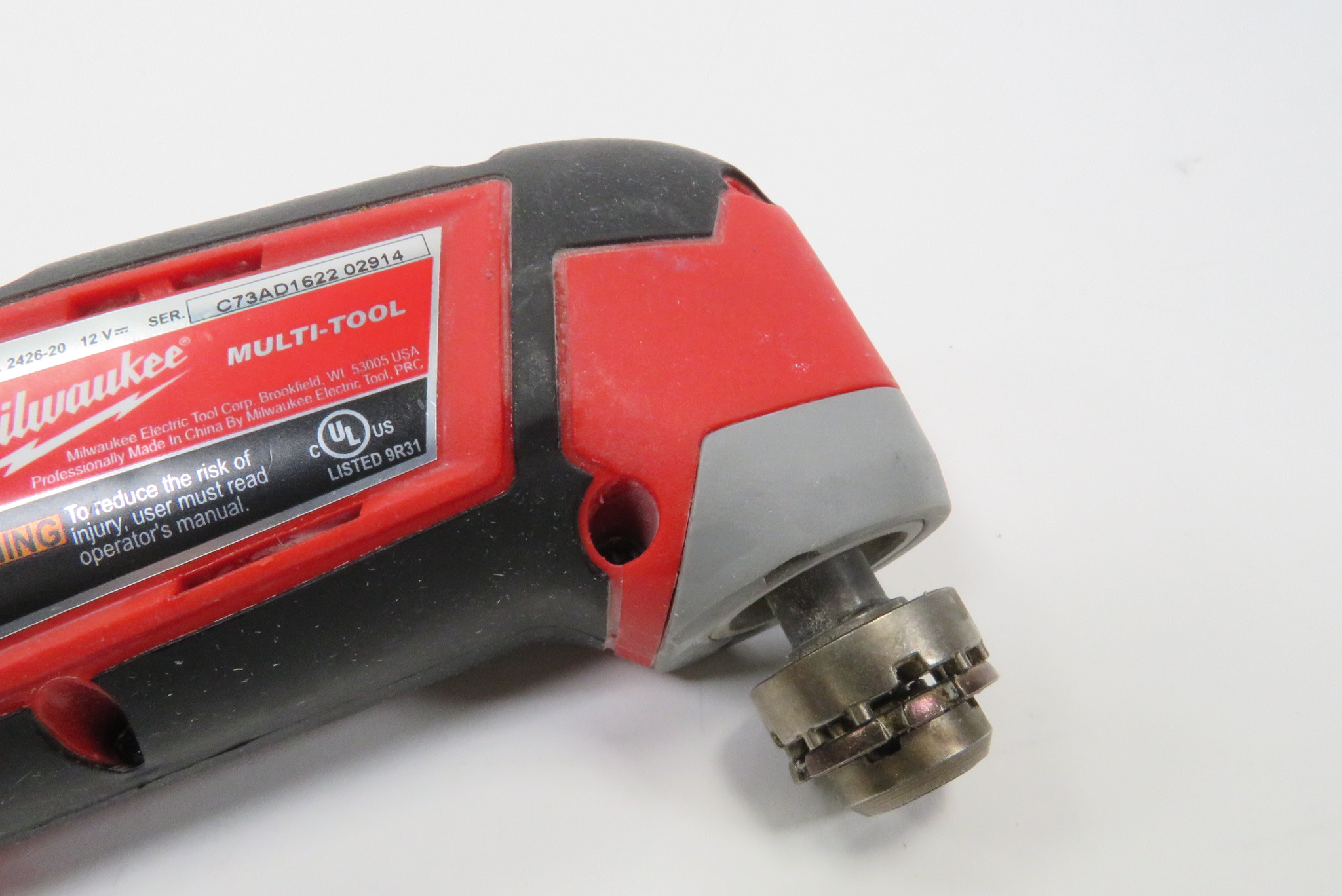 Milwaukee 2426-20 M12 12-Volt Lithium-Ion Cordless Oscillating Multi-Tool