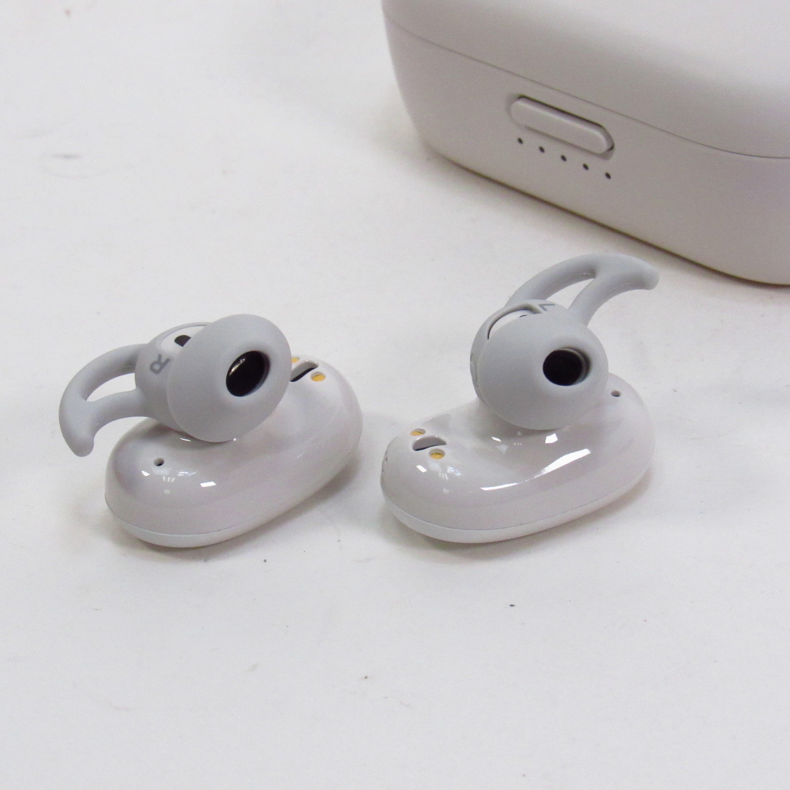 Bose 429708 QuietComfort Noise-Cancelling In-Ear Earbuds - Soapstone