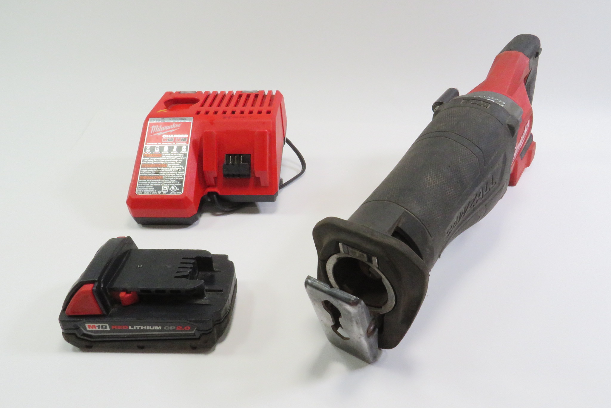 Milwaukee 2821-20 M18 FUEL GEN-2 18V Brushless SAWZALL Reciprocating ...