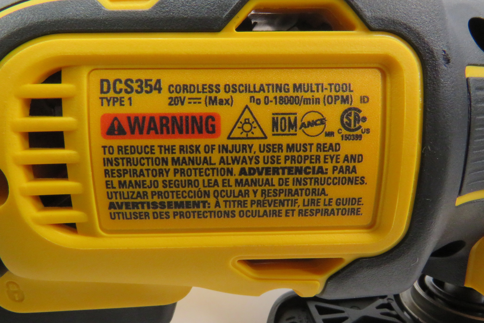DeWalt DCS354 ATOMIC 20V MAX Cordless Brushless Oscillating Multi-Tool Kit