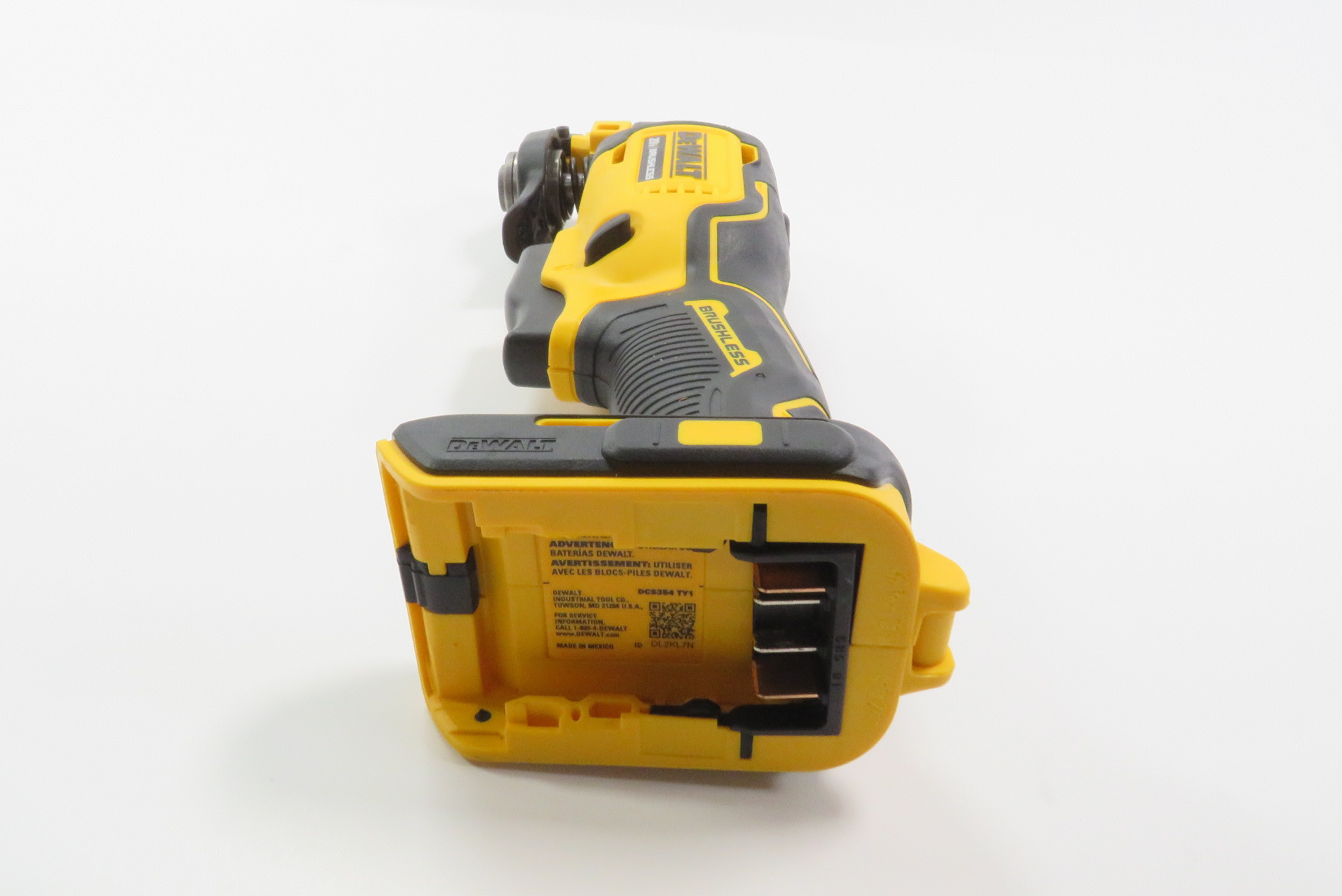 DeWalt DCS354 ATOMIC 20V MAX Cordless Brushless Oscillating Multi-Tool Kit