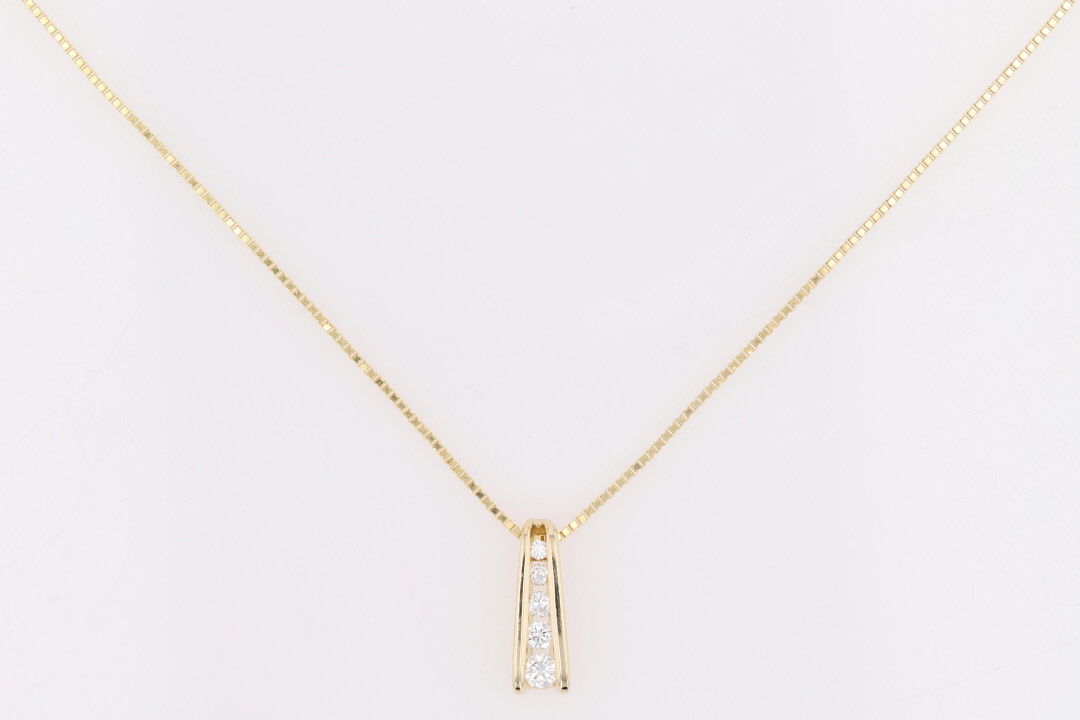 .23ctw Round Cut Diamond Bar Pendant on 18" Necklace 14k Yellow Gold 3. ...