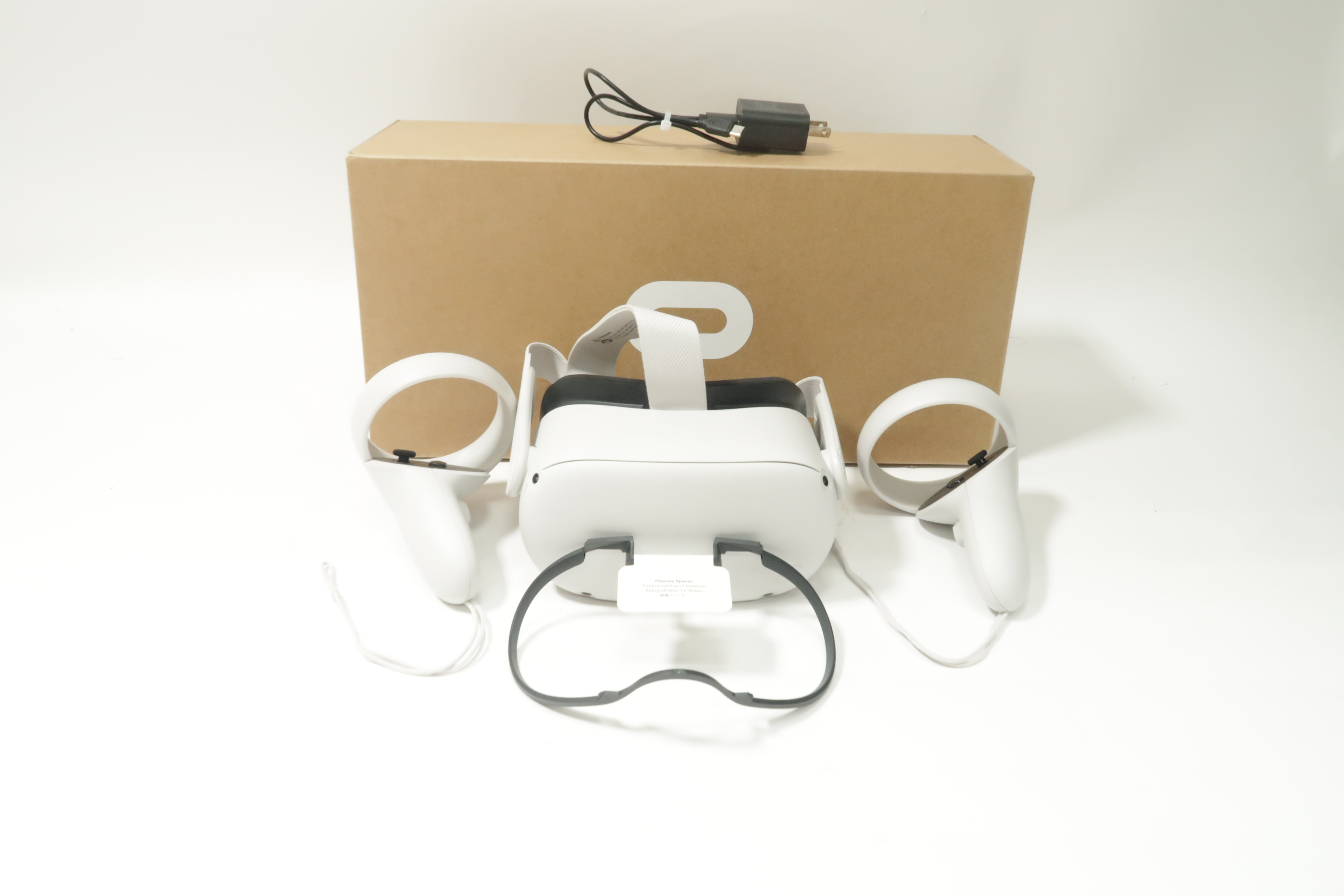 Oculus Quest 2 KW49CM 256GB All-in-One VR Headset White 6611