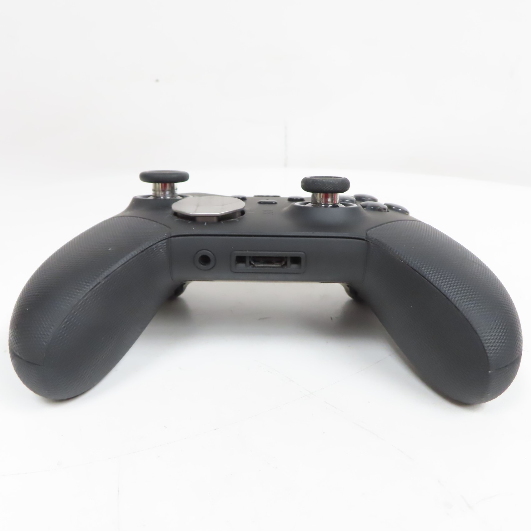 Microsoft 1797 Xbox Elite Series 2 Pro Controller for Xbox/PC - Black ...