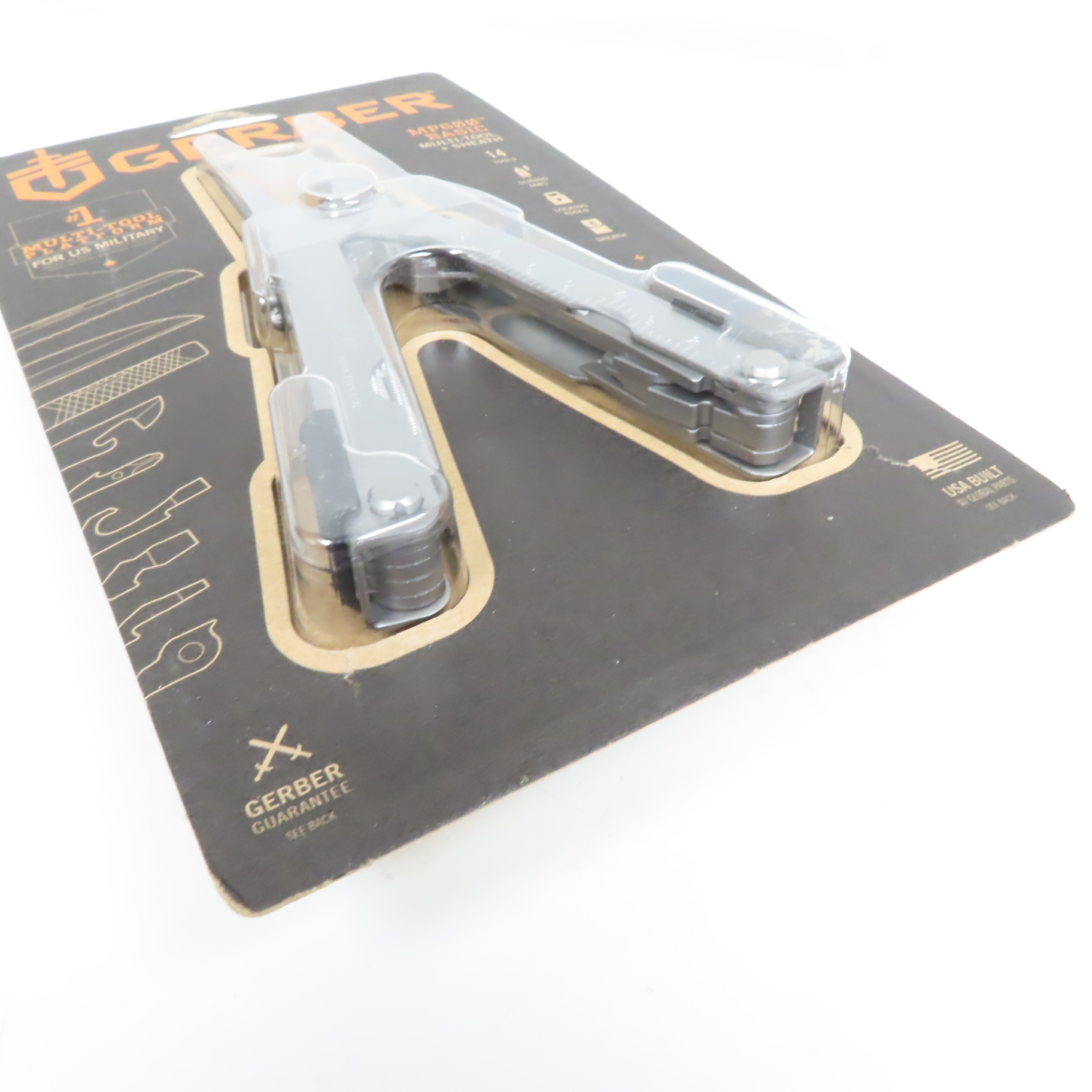 Gerber Legendary Knives 47530 MP600 Basic 14-Tool Multi-Tool (In Box) 3380