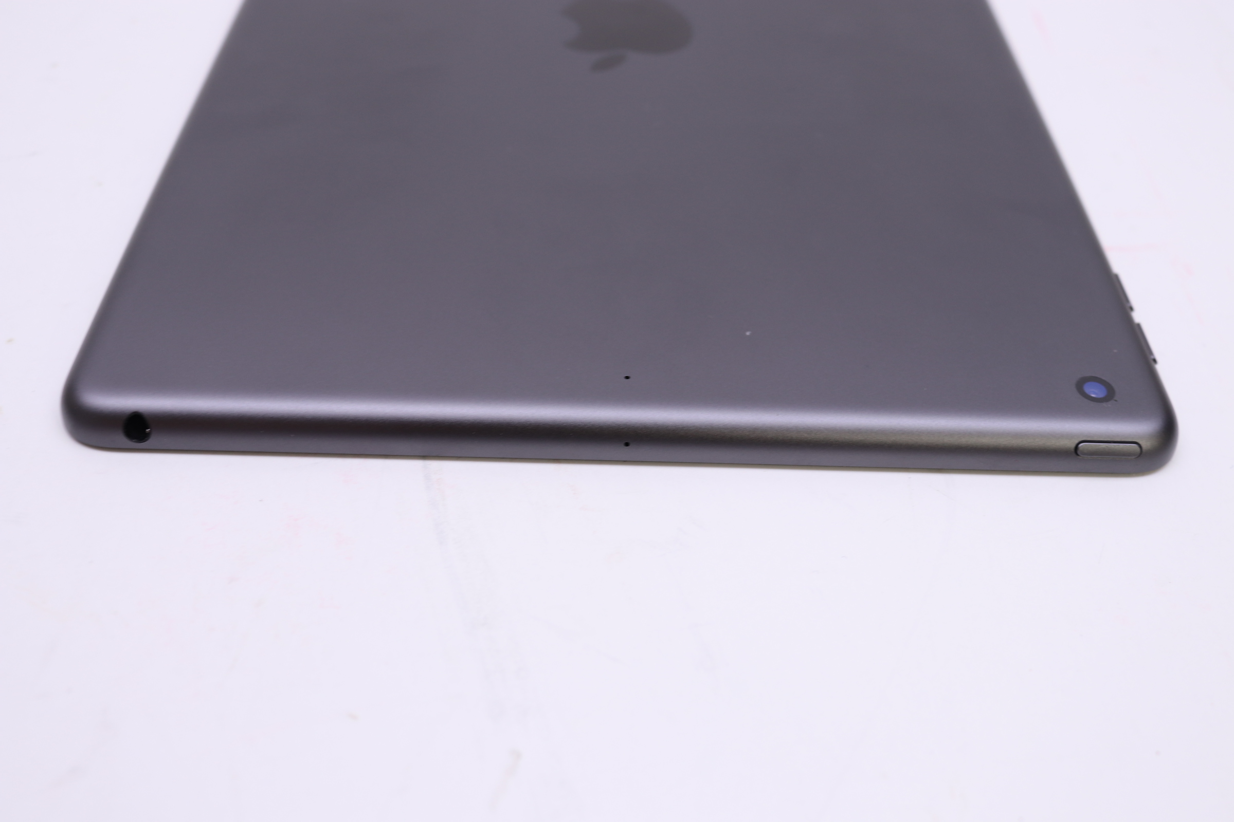 Apple iPad MK2K3LL/A A2602 10.2" 9th Gen (Wi-Fi Only) 64GB Storage Tablet