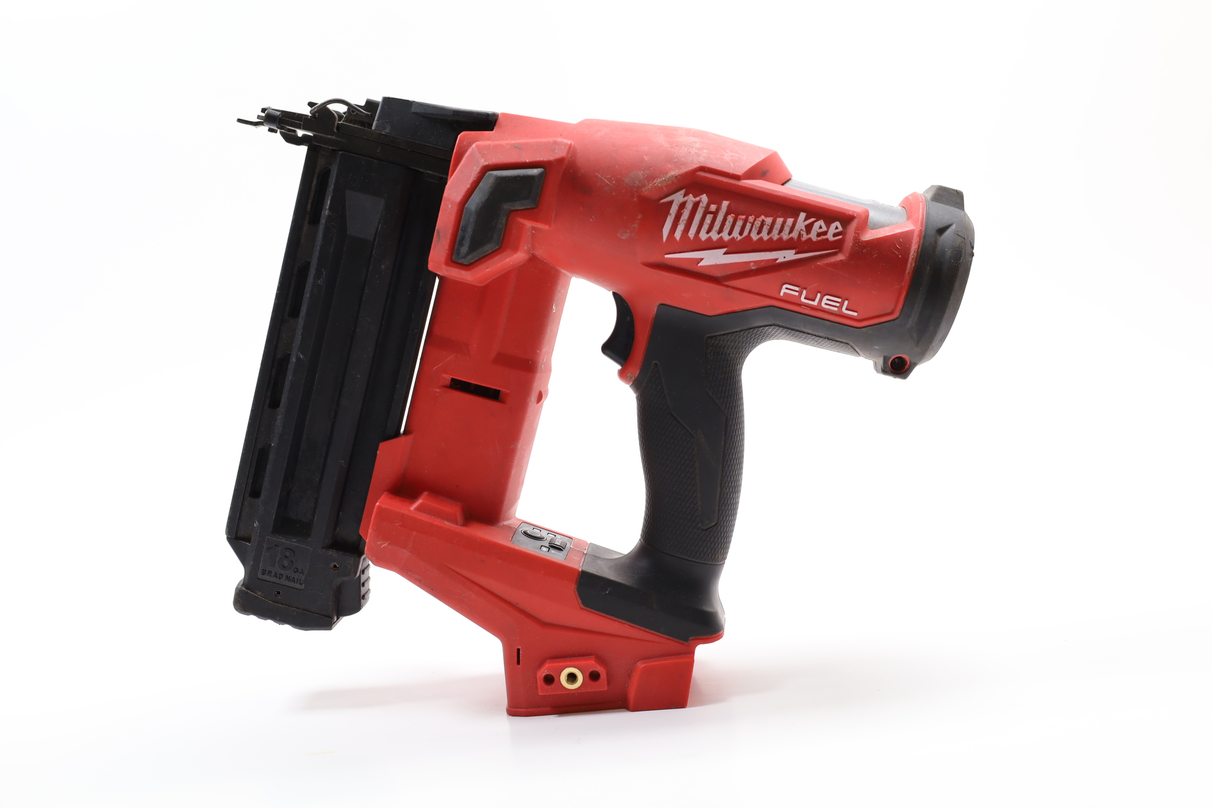 Milwaukee 2746-20 M18 FUEL 18V Brushless Gen II 18-Gauge Cordless Brad ...
