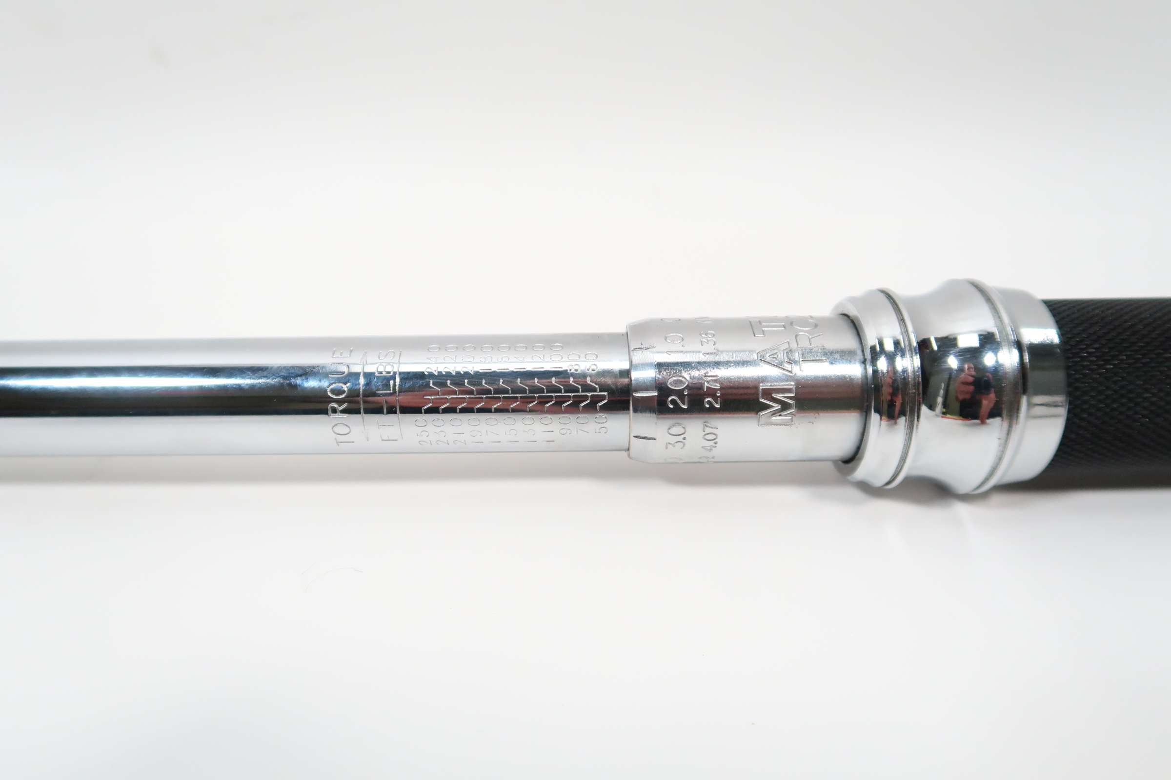 Matco TRC250K 1/2" Drive Fixed 50-250 Ft. Lbs Torque Wrench