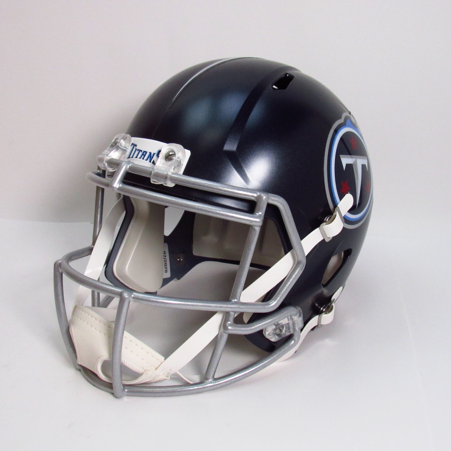 Eddie George Signed Beckett Certified Tennessee Titans NFL Helmet Replica