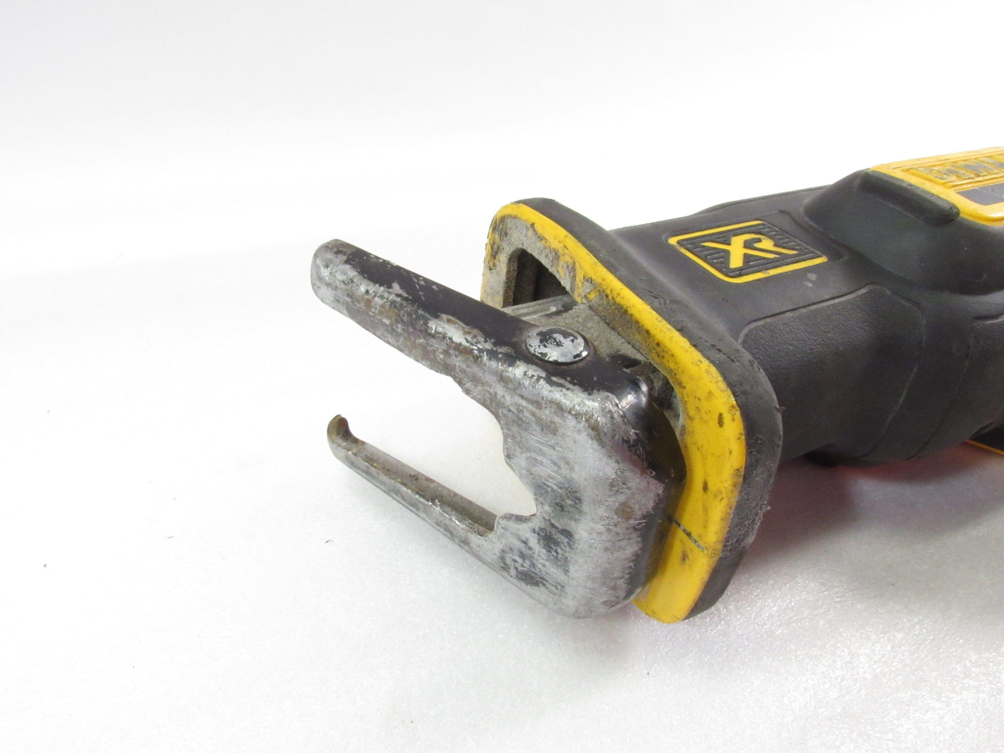 DeWalt DCS367 20V MAX XR Cordless Brushless Compact Reciprocating Saw ...