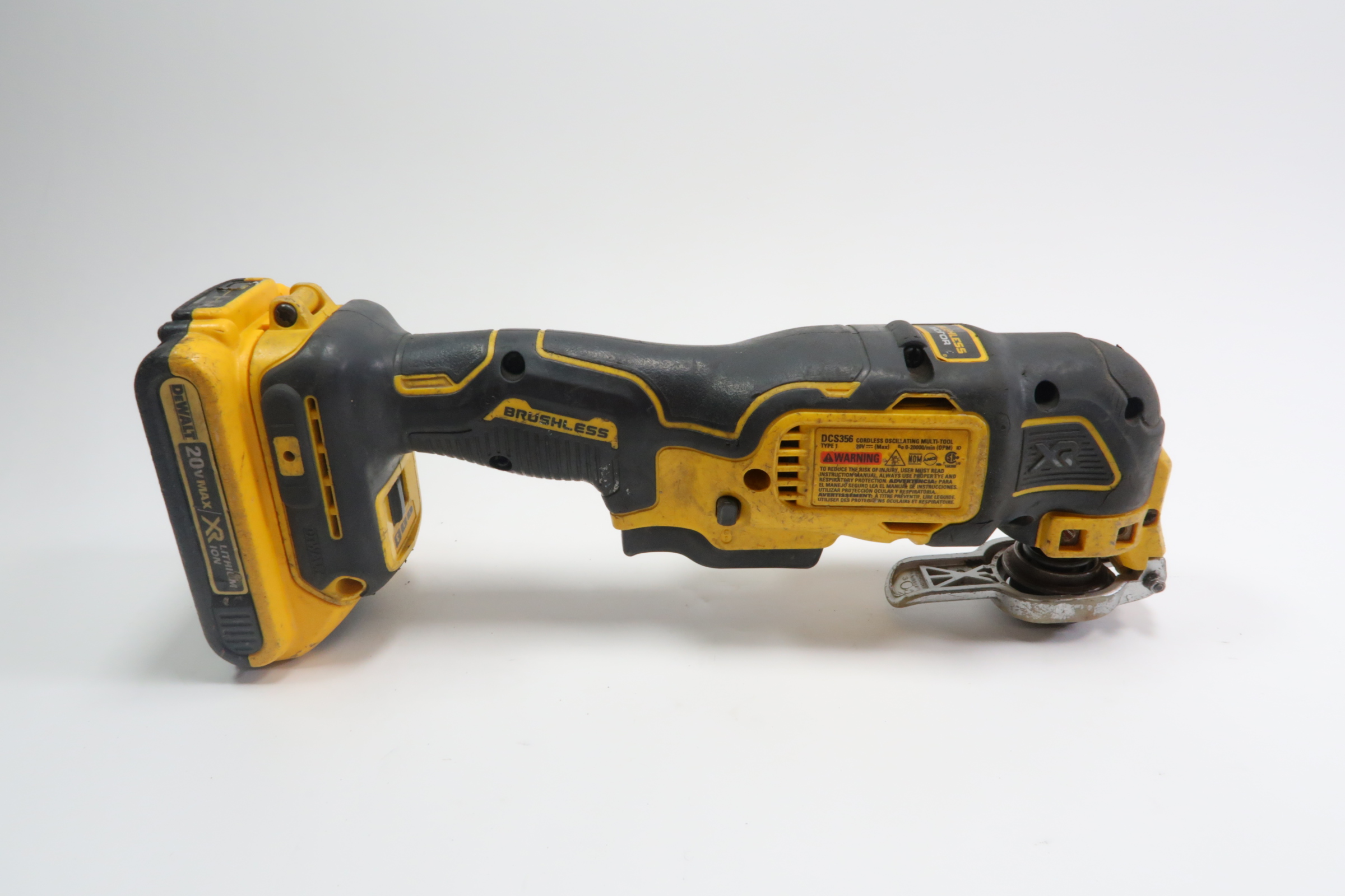 DeWalt DCS356 20-Volt MAX Brushless Lithium-Ion 3-Speed Oscillating ...