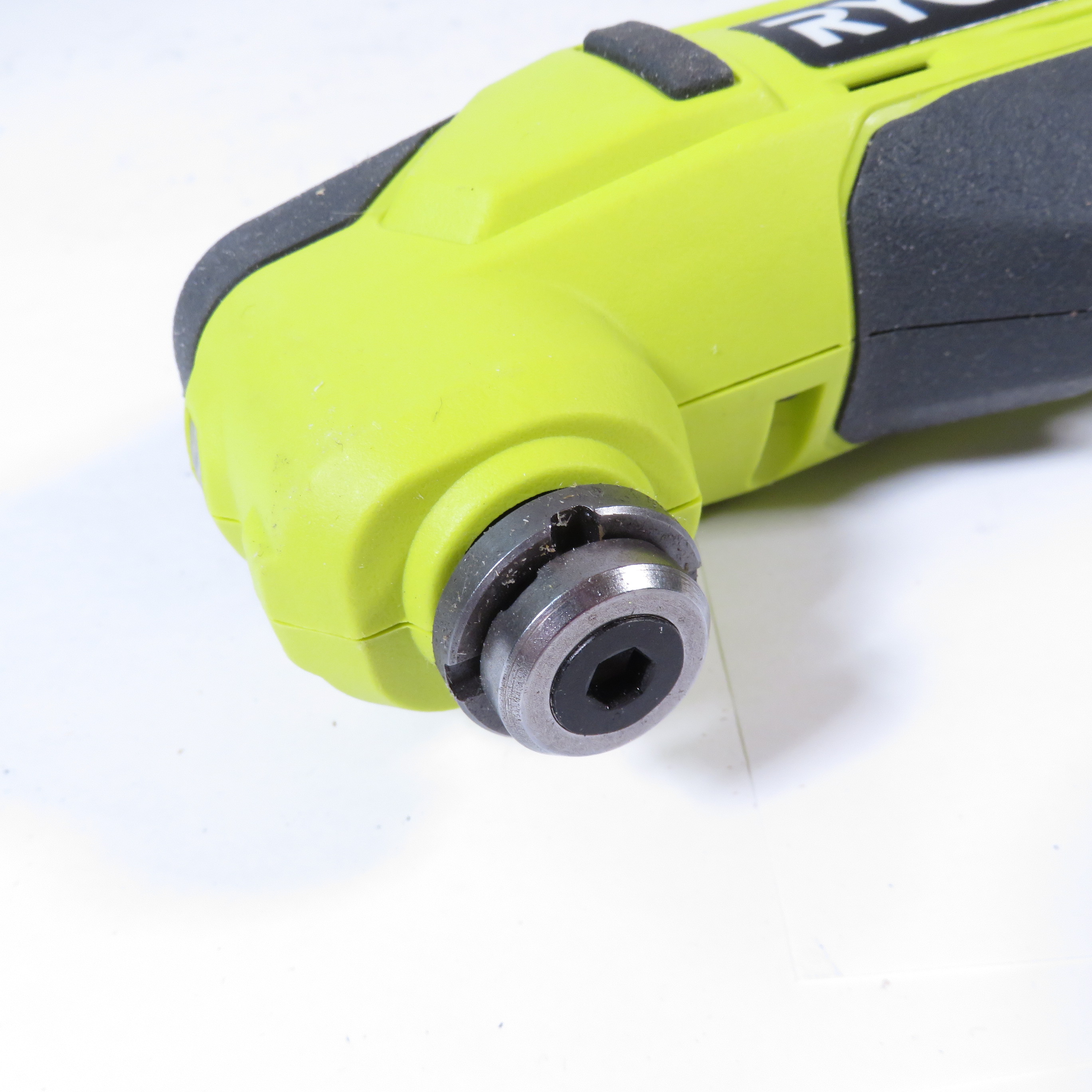 Ryobi PCL430 ONE+ 18-Volt Lithium-Ion Compact Cordless Multi-Tool