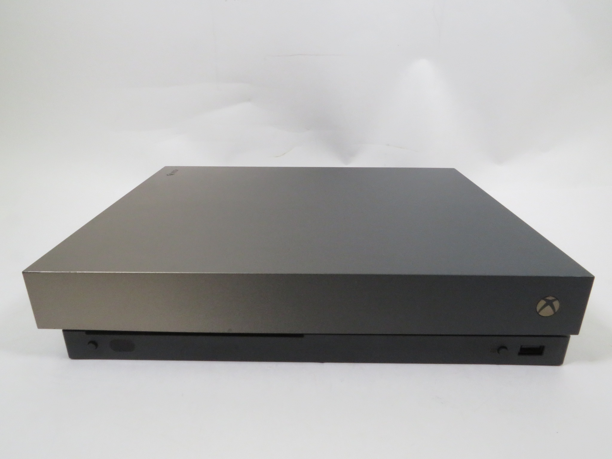 Microsoft 1787 Xbox One X 1TB Video Game Console 6132