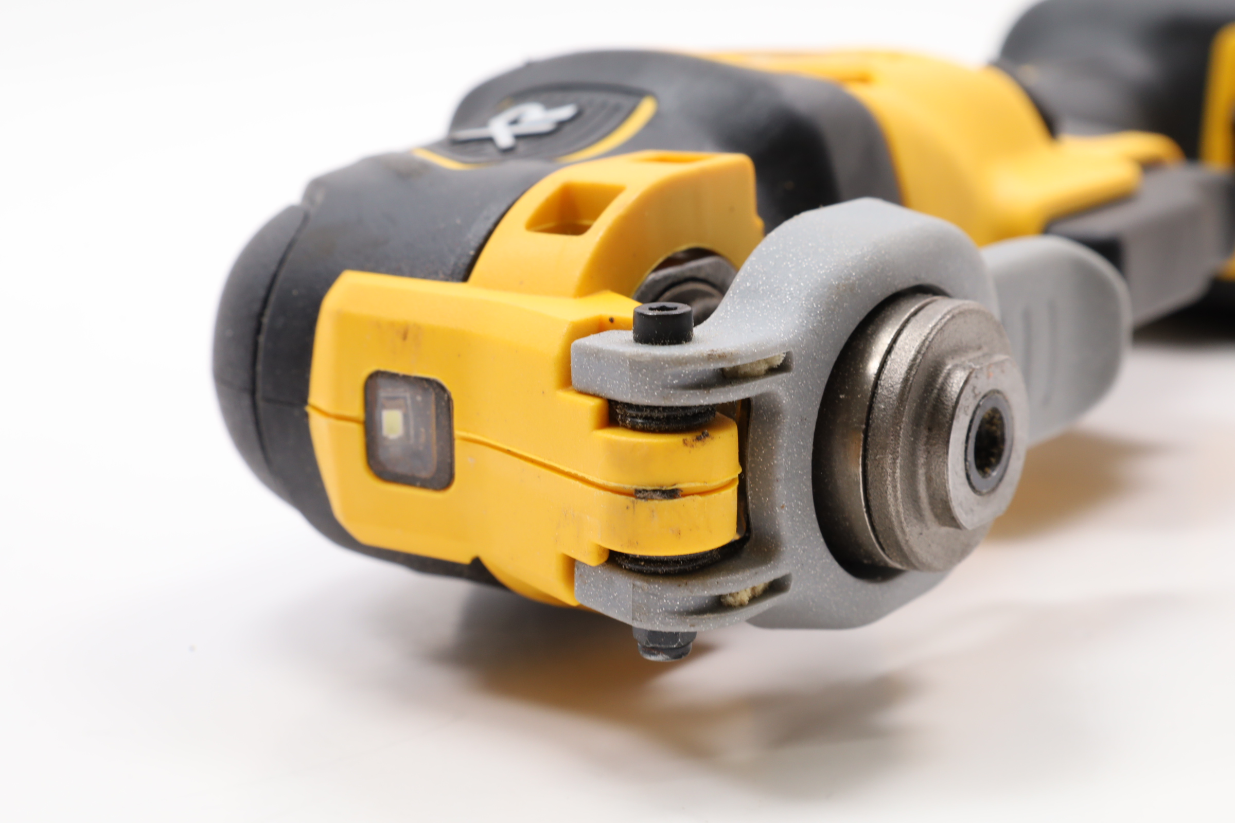 DeWalt DCS356 MAX XR 20V Brushless Cordless Oscillating Multi-Tool