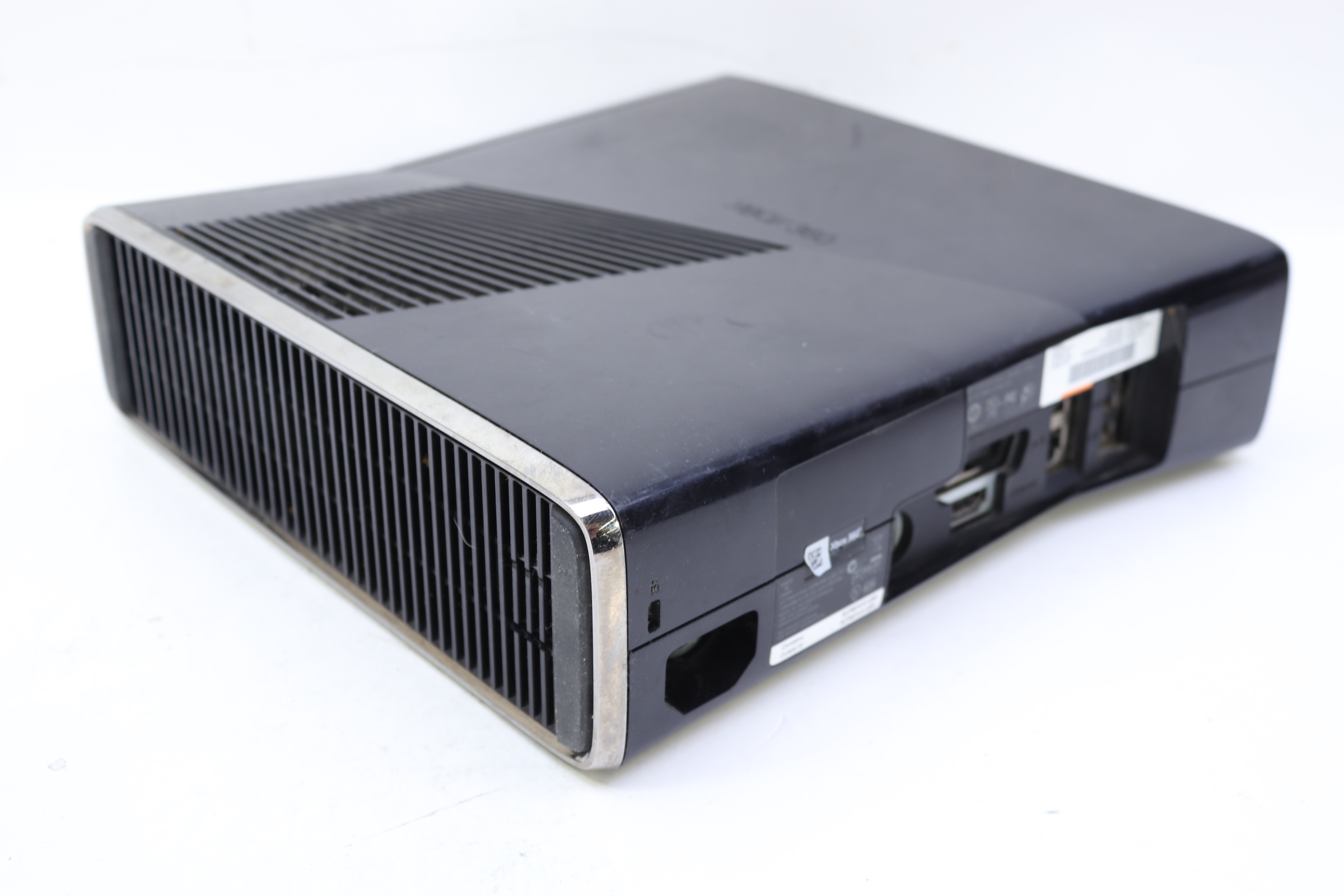 Microsoft 1439 250GB Video Game Console - Black Xbox 360 S 250GB - 2285