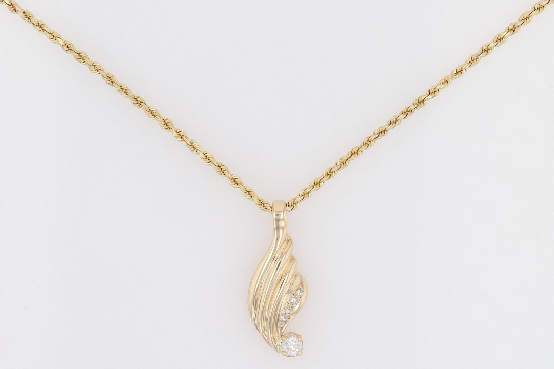 .18ctw Round Cut Diamond Prong Set Pendant on 18" Necklace 14k Yellow Gold