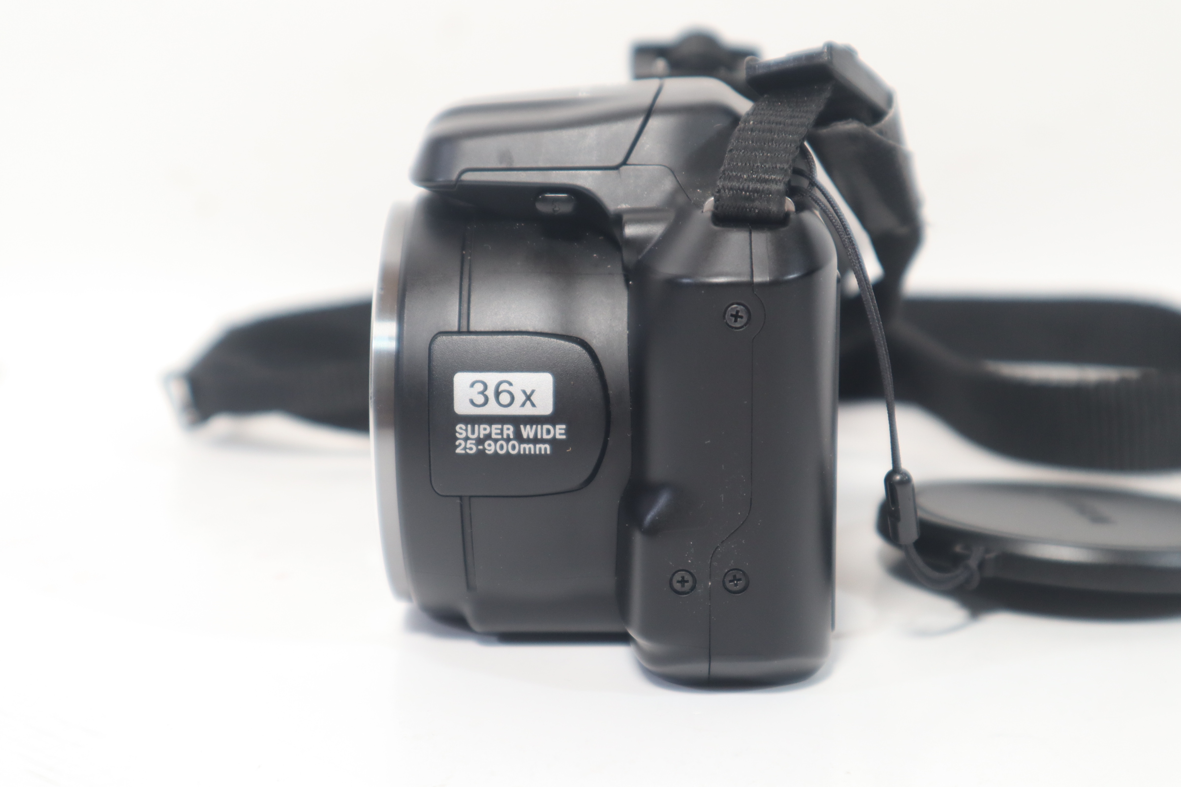 Fujifilm FinePix S8600 Black 16 MP Digital Camera 1170 / 3" LCD Screen