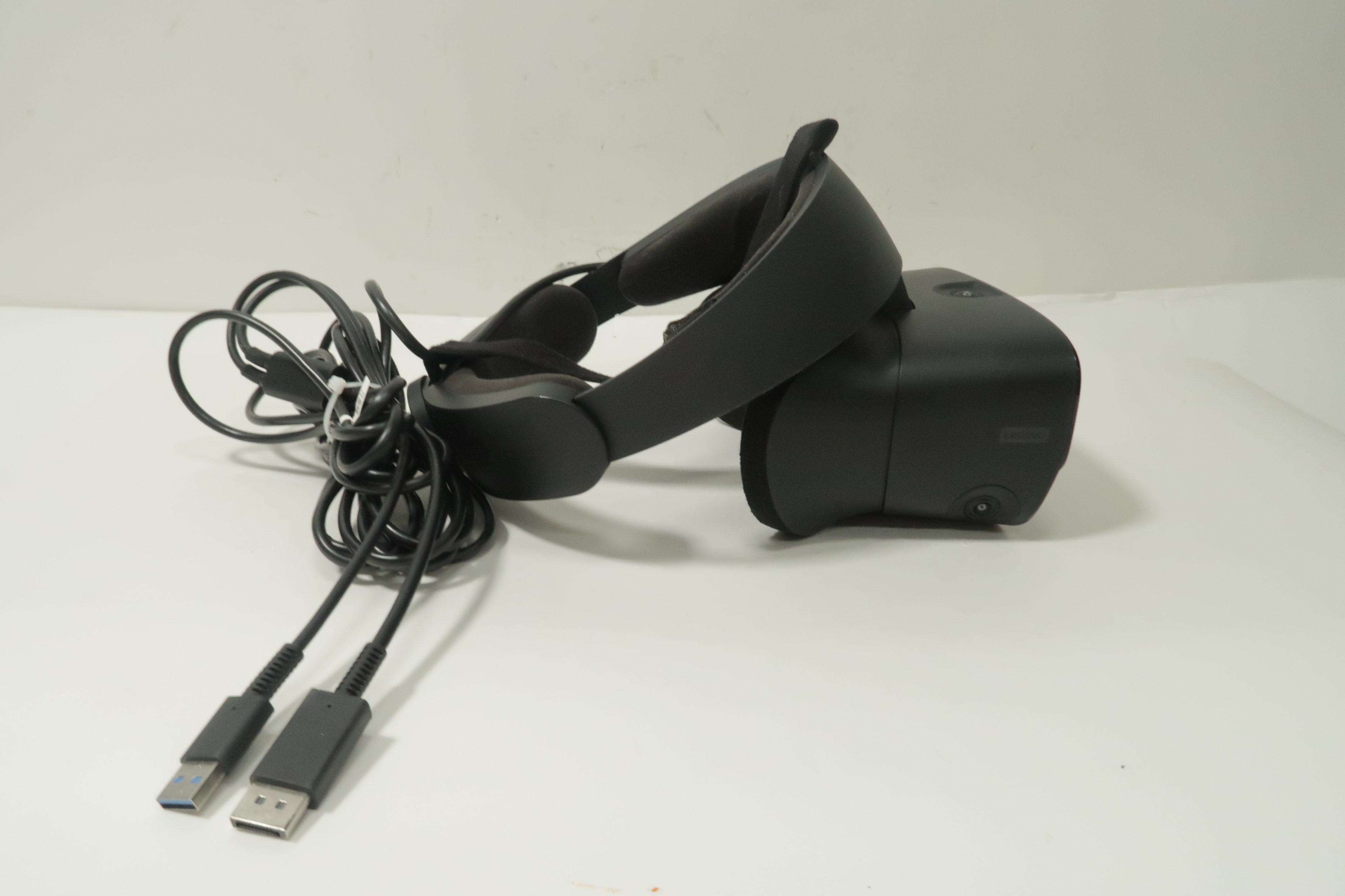 Lenovo Oculus Rift S DX45JH PC-Powered High-Performance VR Gaming ...