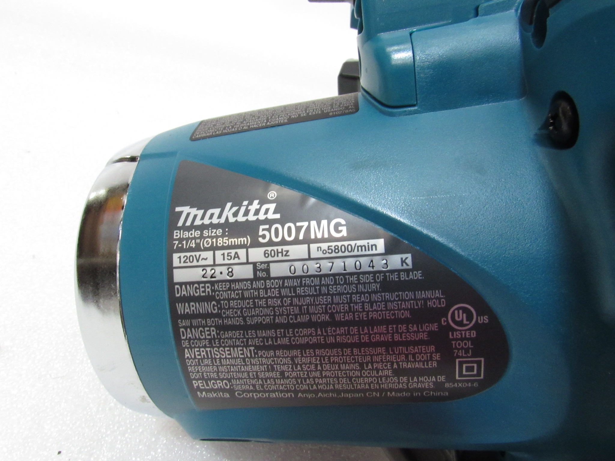 Makita 5007MG Corded Circular Saw 7 1/4"