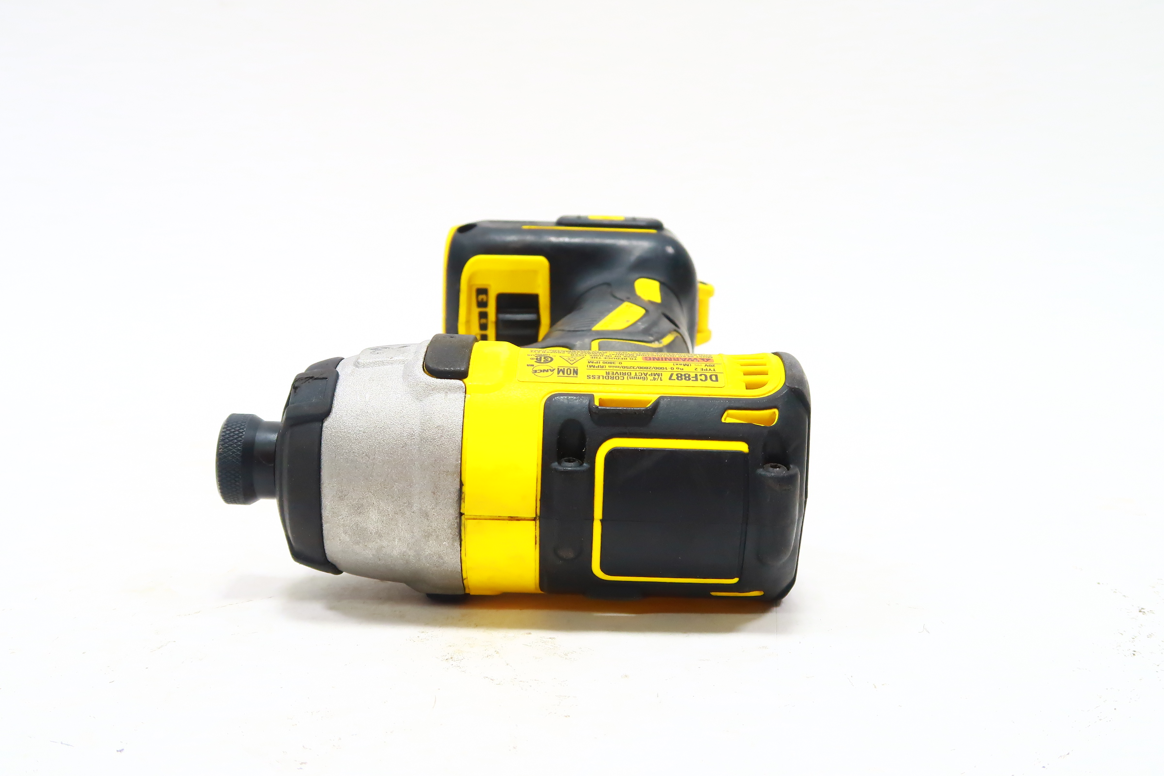 DeWalt DCF887 20-Volt MAX XR Cordless Brushless 3-Speed 1/4 in. Impact ...