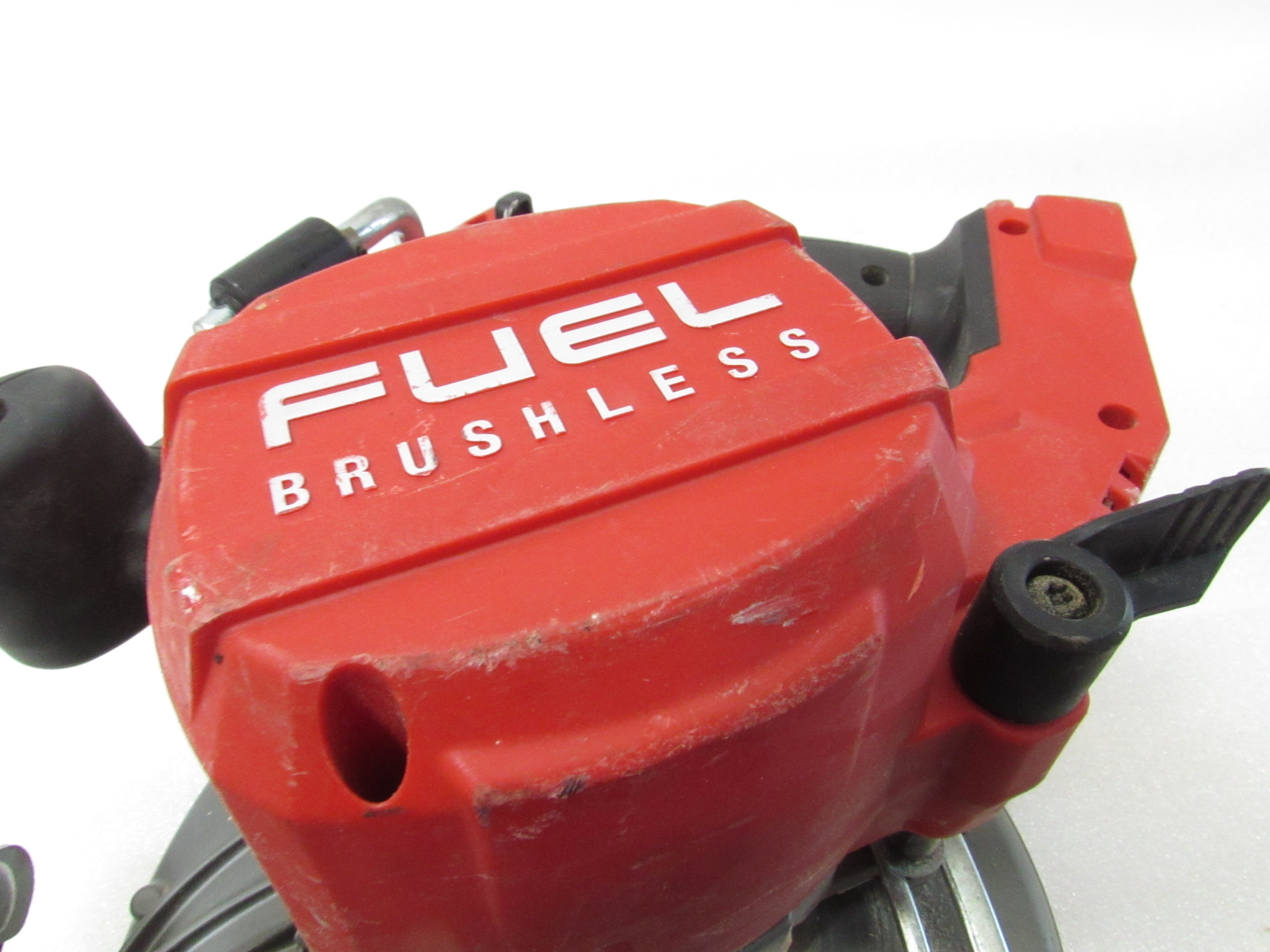 Milwaukee 2732-20 M18 FUEL 18V Brushless Cordless 7-1/4 in. Circular Saw