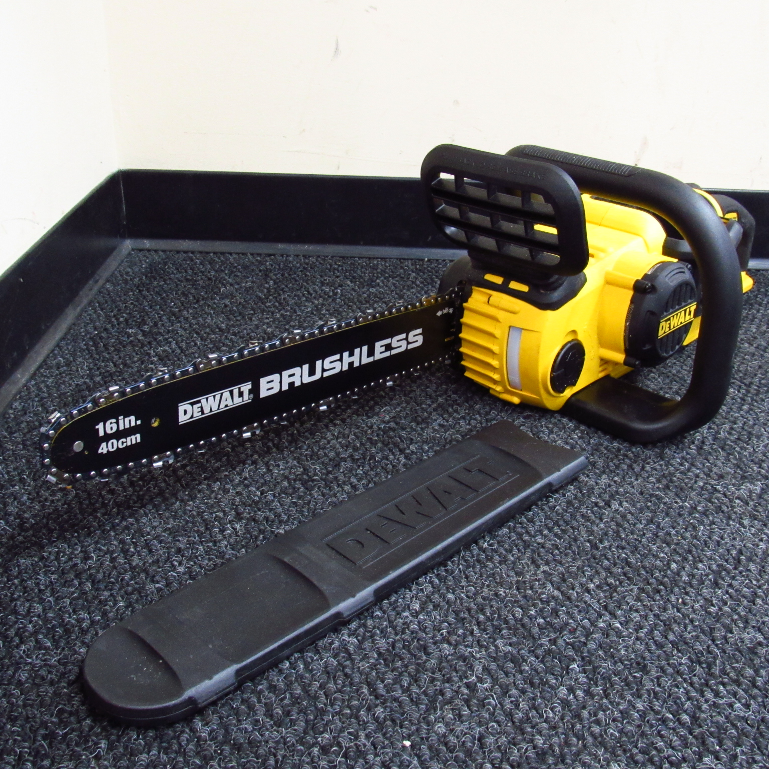DeWalt DCCS670 60V Max Brushless 16'' Chainsaw - Local Pick-Up Only
