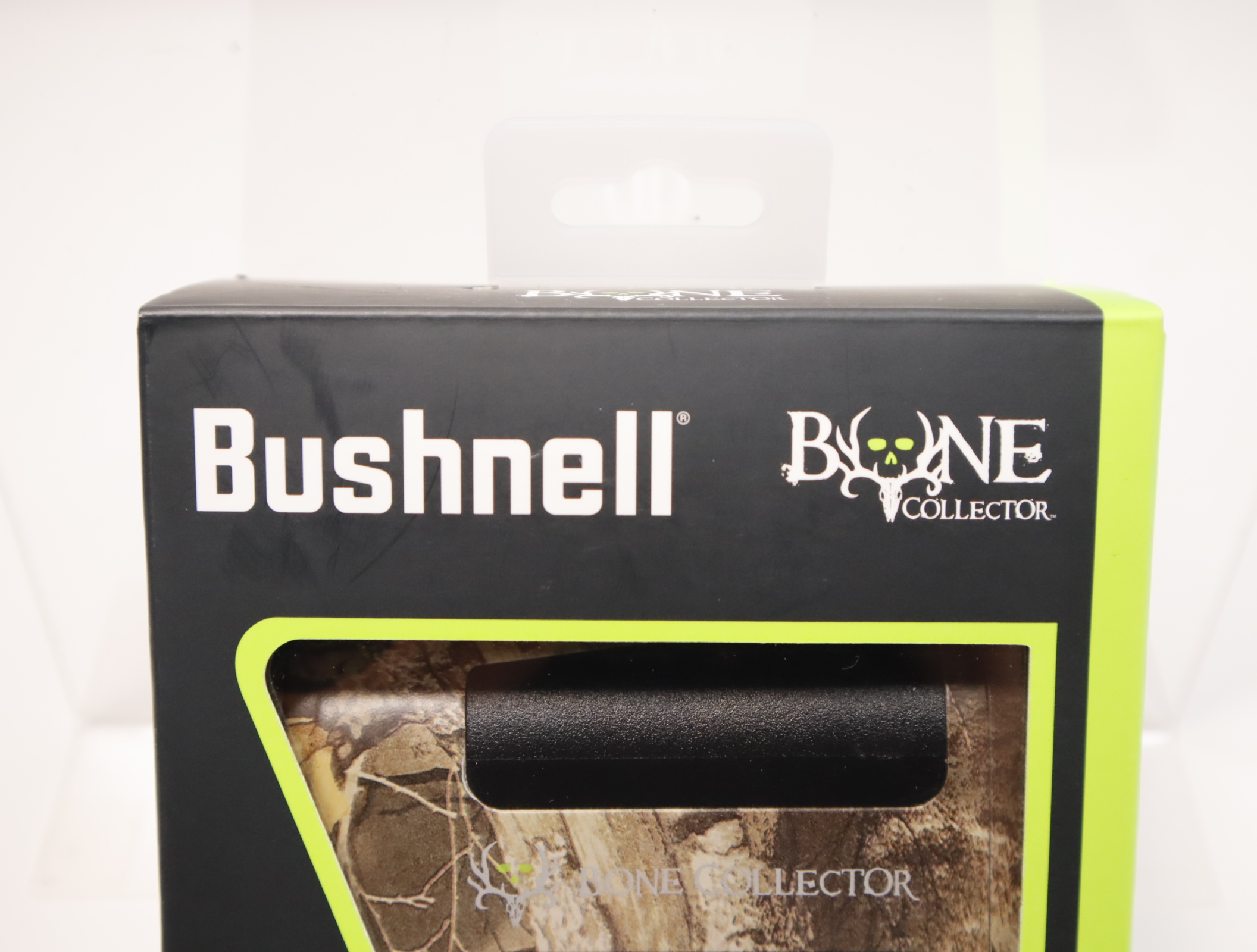 Bushnell 202209 Bone Collector 850 LRF Realtree Edge 6x24 Rangefinder