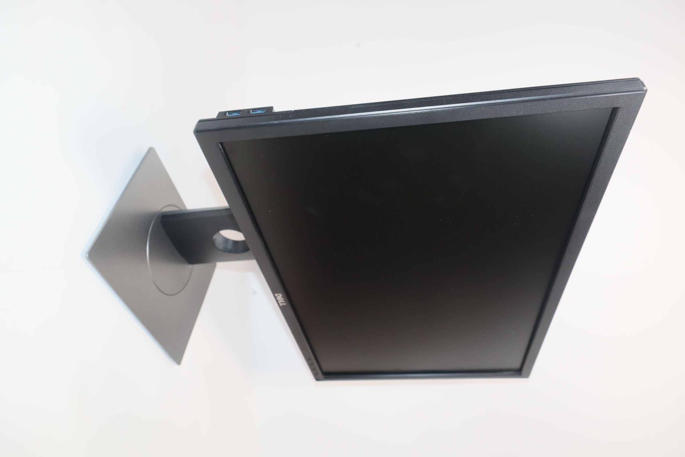 Dell P2217 22" Widescreen LCD Flat Panel Monitor BA13 9456