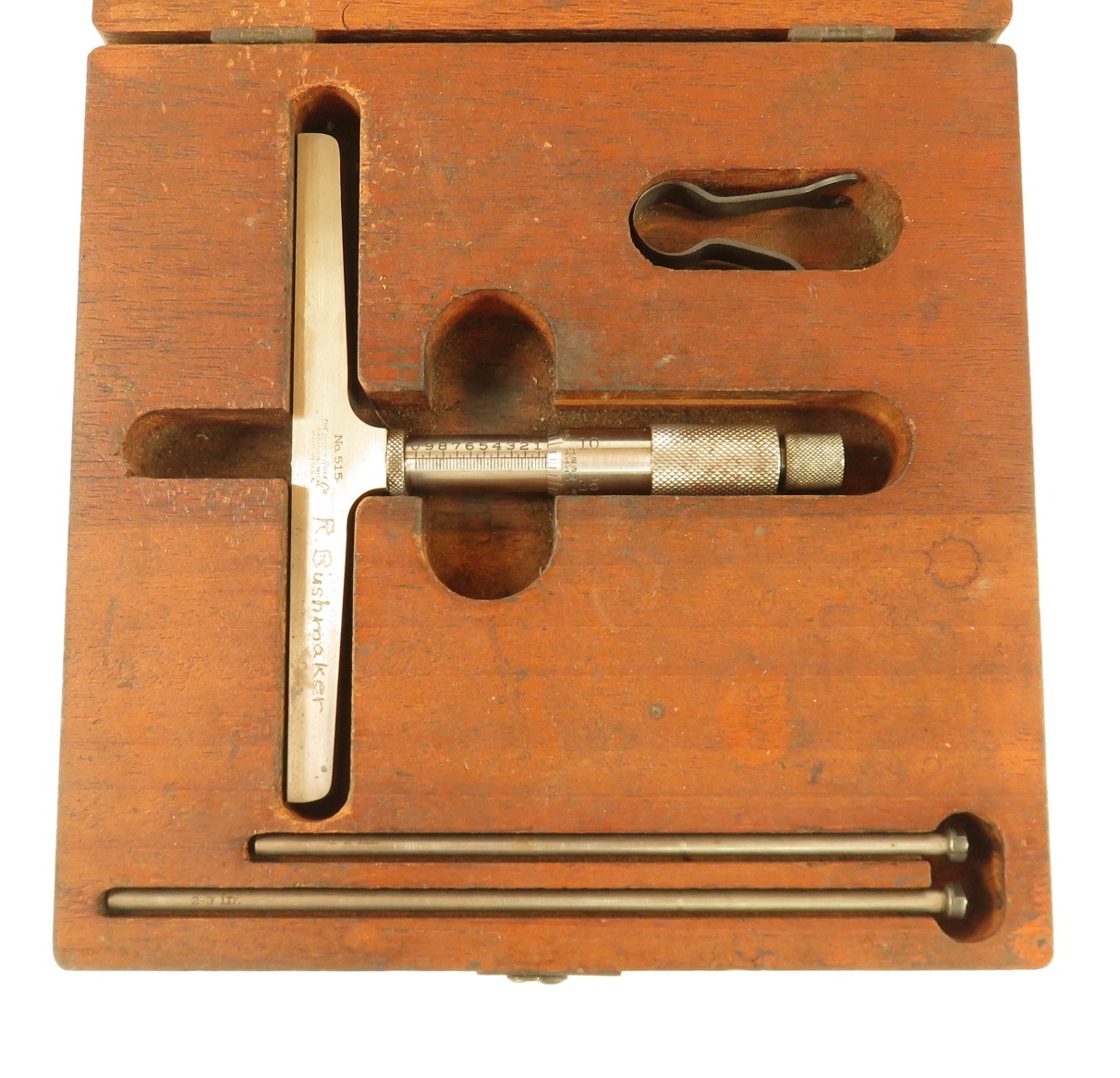 The Lufkin Rule Company No. 515 Micrometer Depth Gage Set