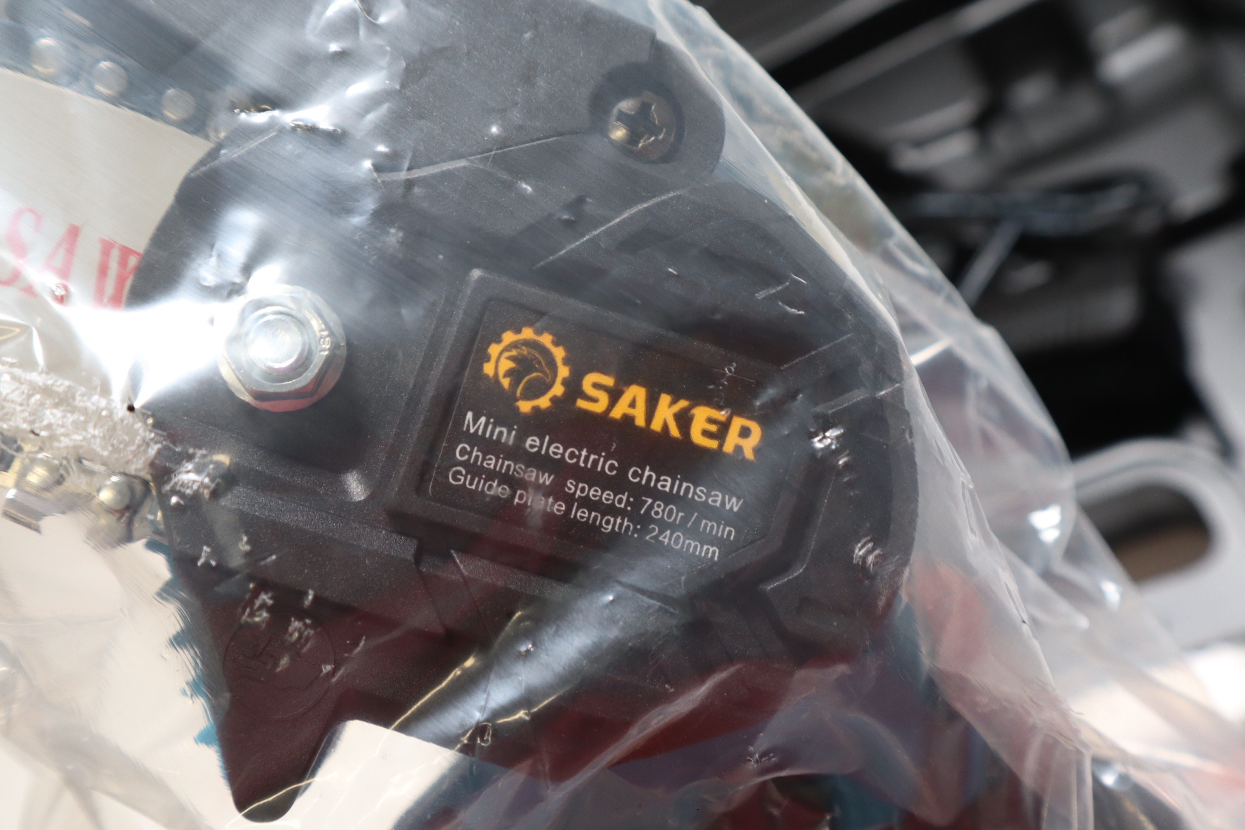 Saker SK1804D Mini Chain Saw 4 Inch Portable Electric Chainsaw