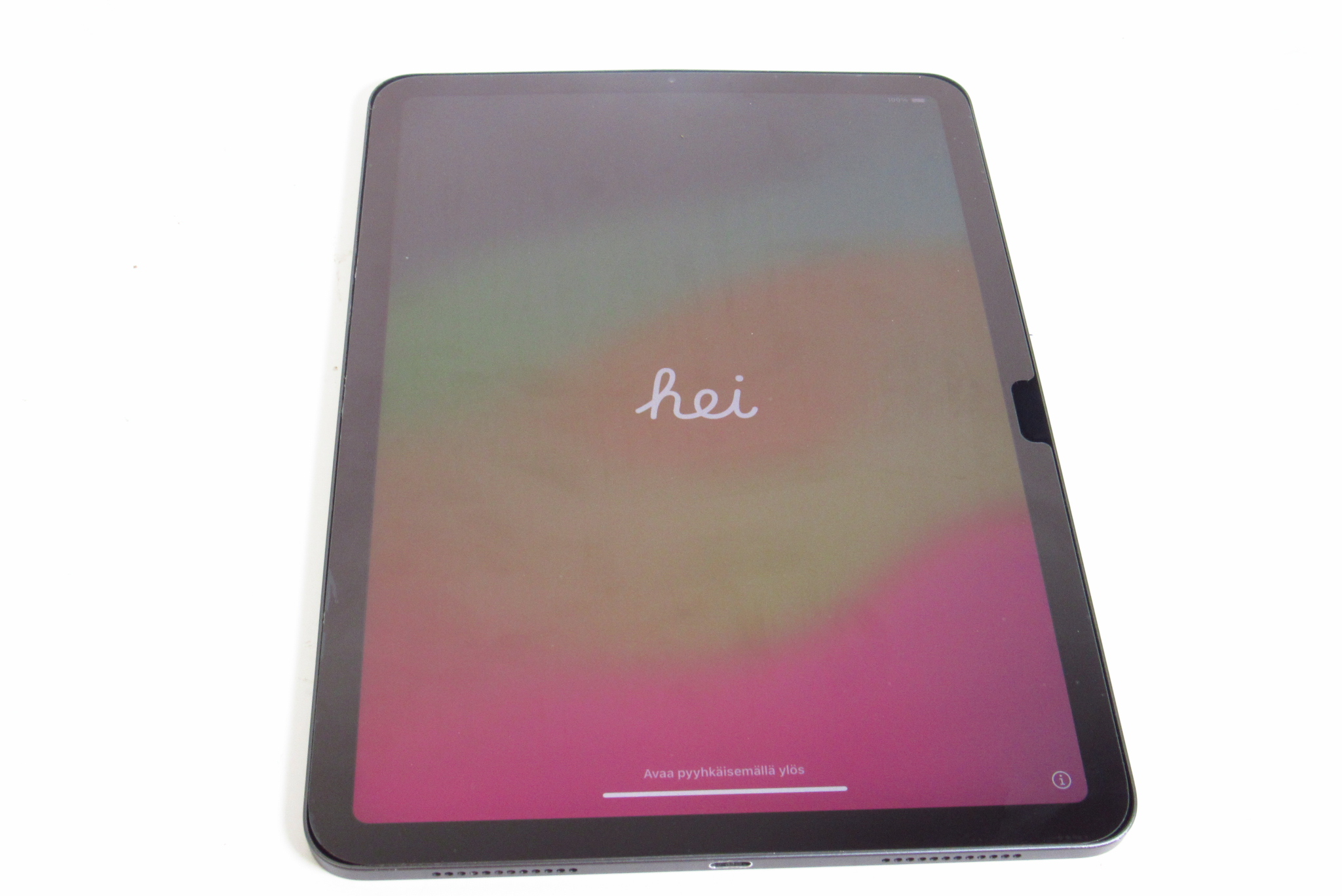 Apple A2316 iPad Air (4th Gen) 4GB Ram 64GB SSD 10.9" Tablet