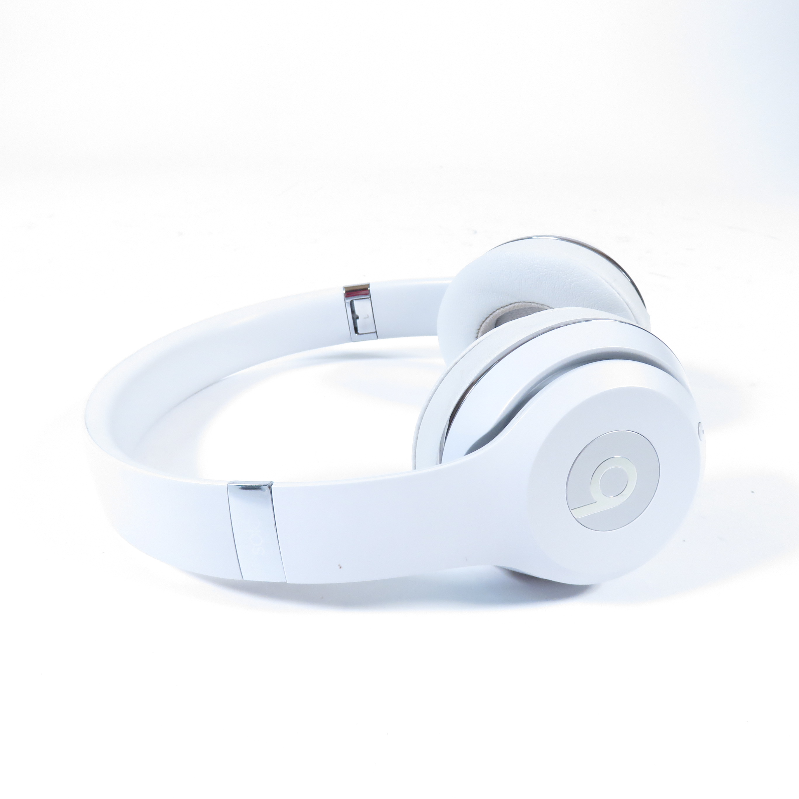 Beats by Dr. Dre Solo3 Wireless A1796 True-Wireless On-Ear Bluetooth Headphones