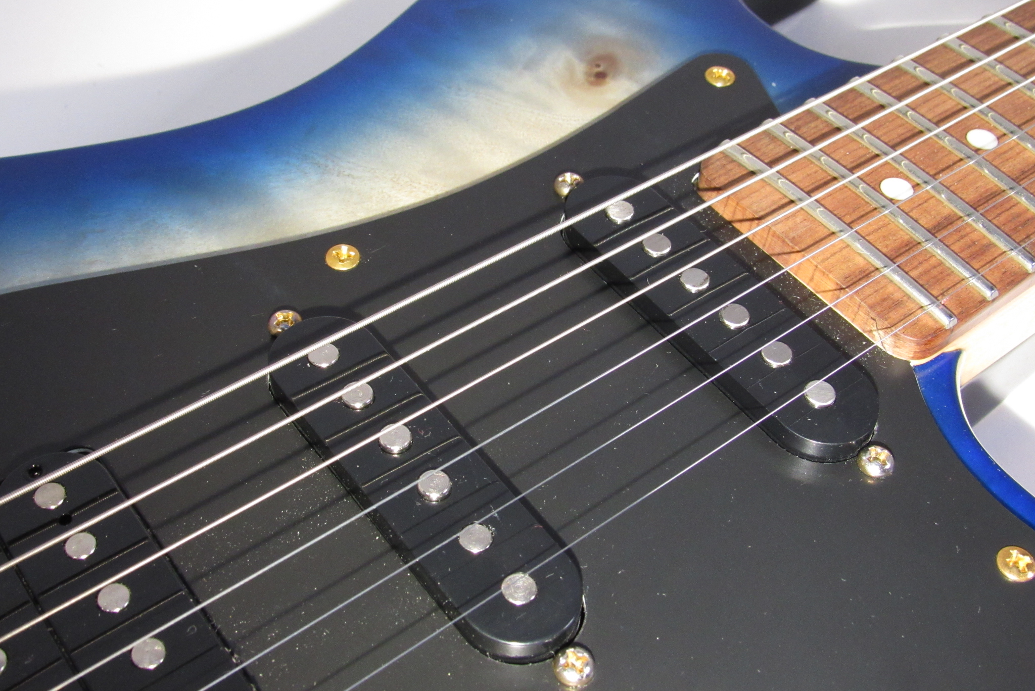 Michael Kelly 6-String Right-Handed Solid Body Indonesian Electric ...