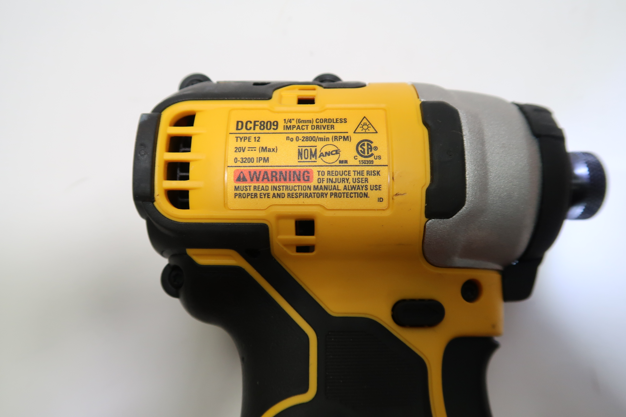 DEWALT DCF809 ATOMIC 20V MAX Cordless Brushless Compact 1/4" Impact Driver