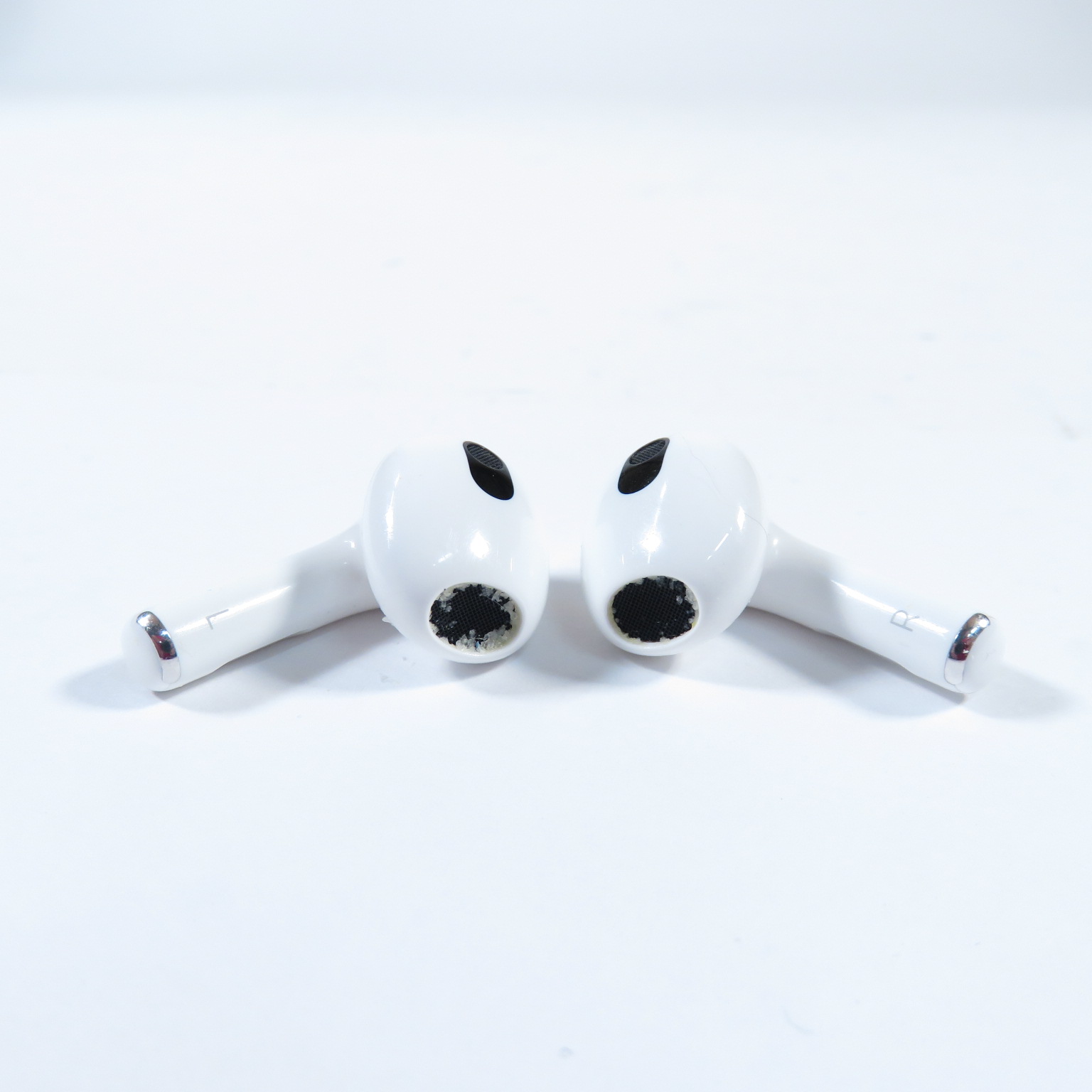 Apple AirPods 3rd Gen A2566 Wireless Adaptive EQ Bluetooth Portable Earbuds