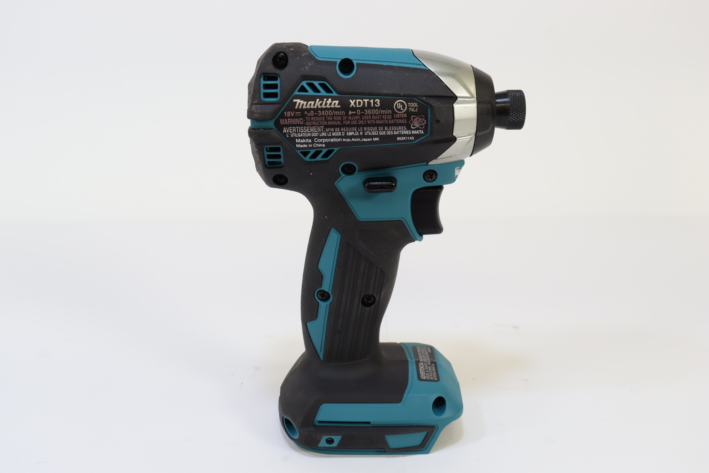 Makita Cordless Impact XDT13 18-Volt LXT Lithium-Ion Brushless 1/4 in.