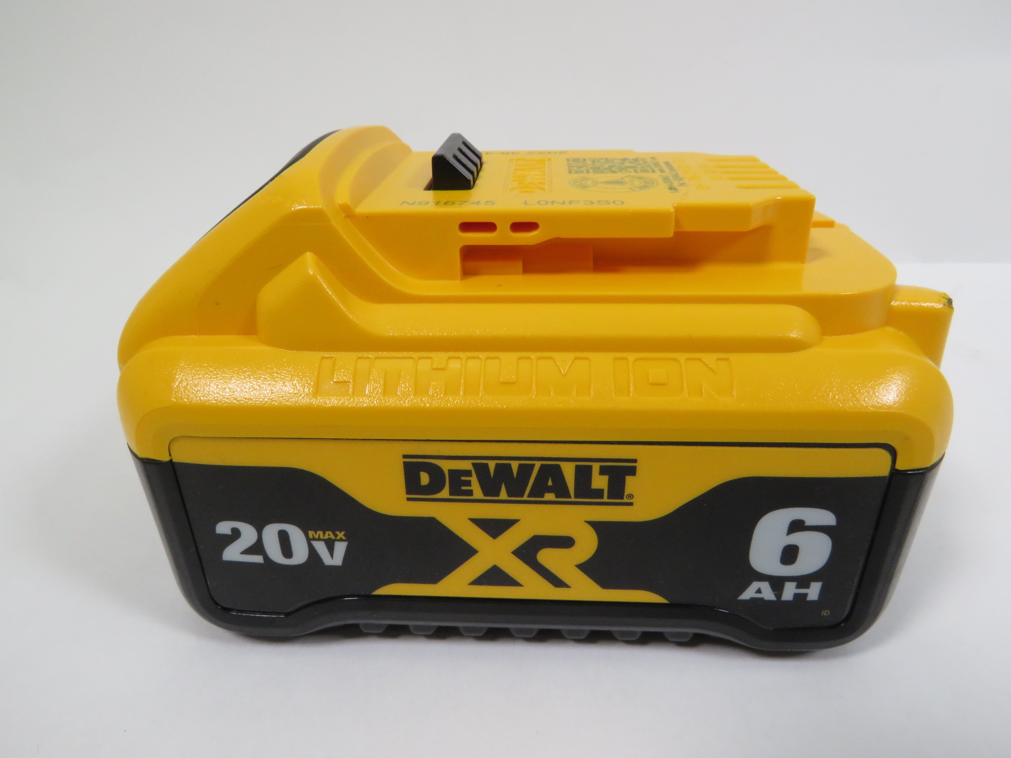 DeWalt DCB206 XR 20V MAX 6AH Battery--