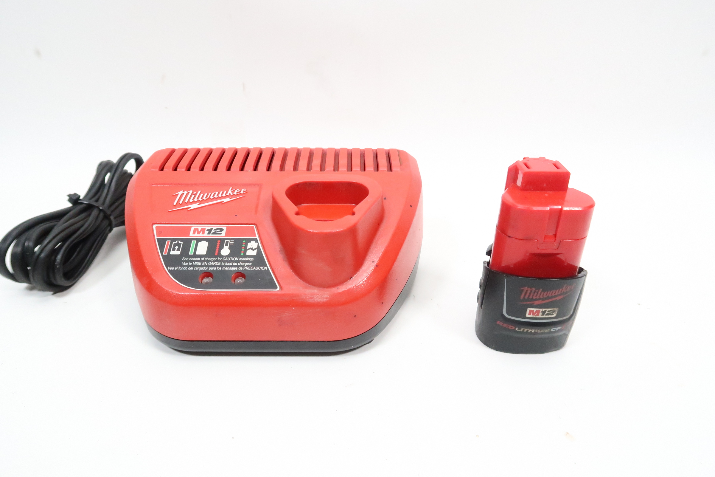 Milwaukee 2446-20 12V Lithium-Ion Cordless Grease Gun