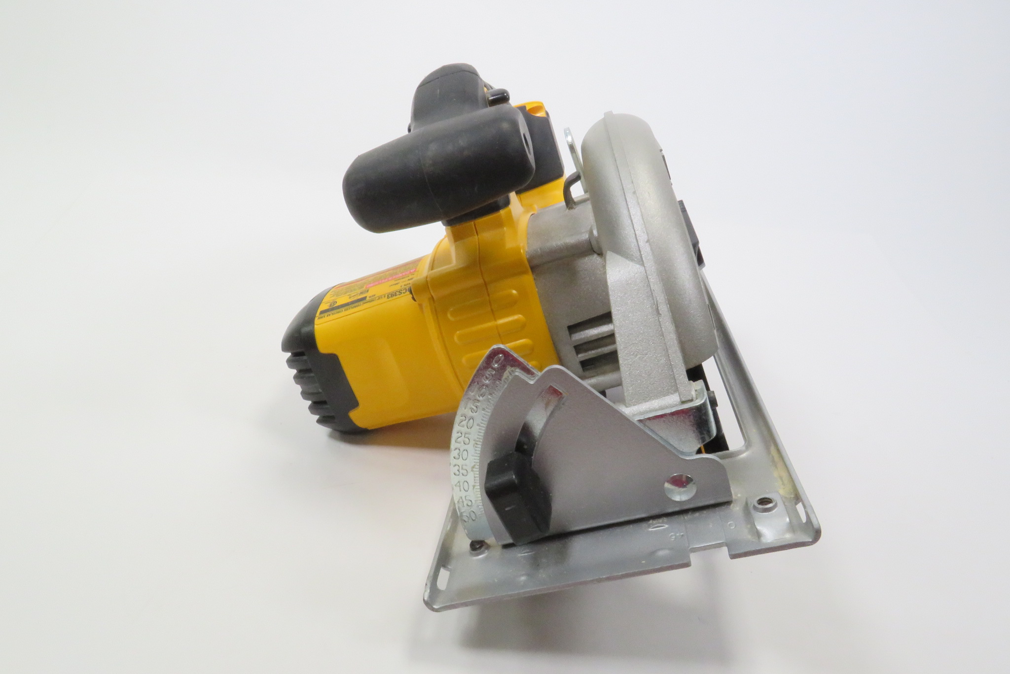 DeWalt DCS393 20V MAX 6-1/2 DeWalt DCS393 20V MAX 6-1/2
