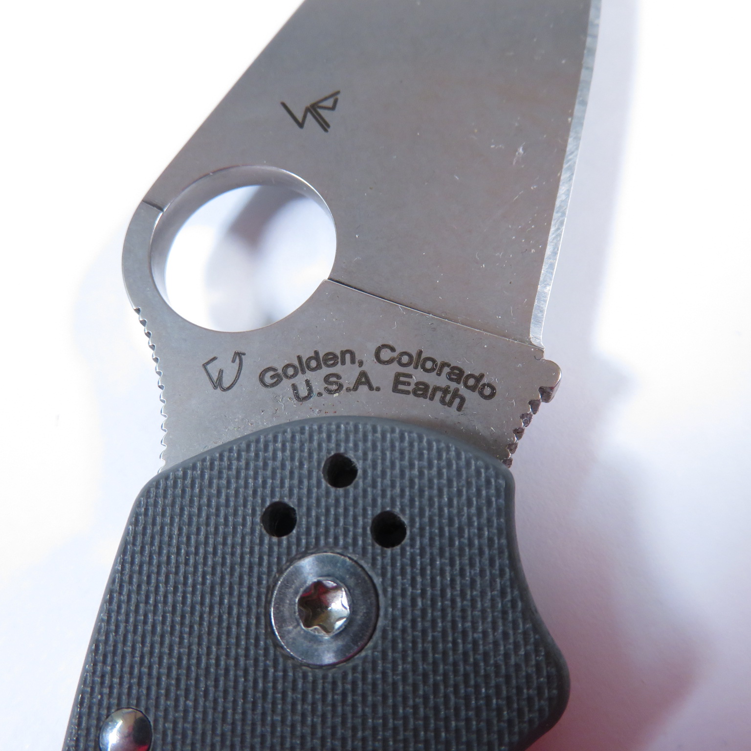 Spyderco Para 3 C223GPDGY 3" Maxamet Stonewashed Plain Blade Folding Knife