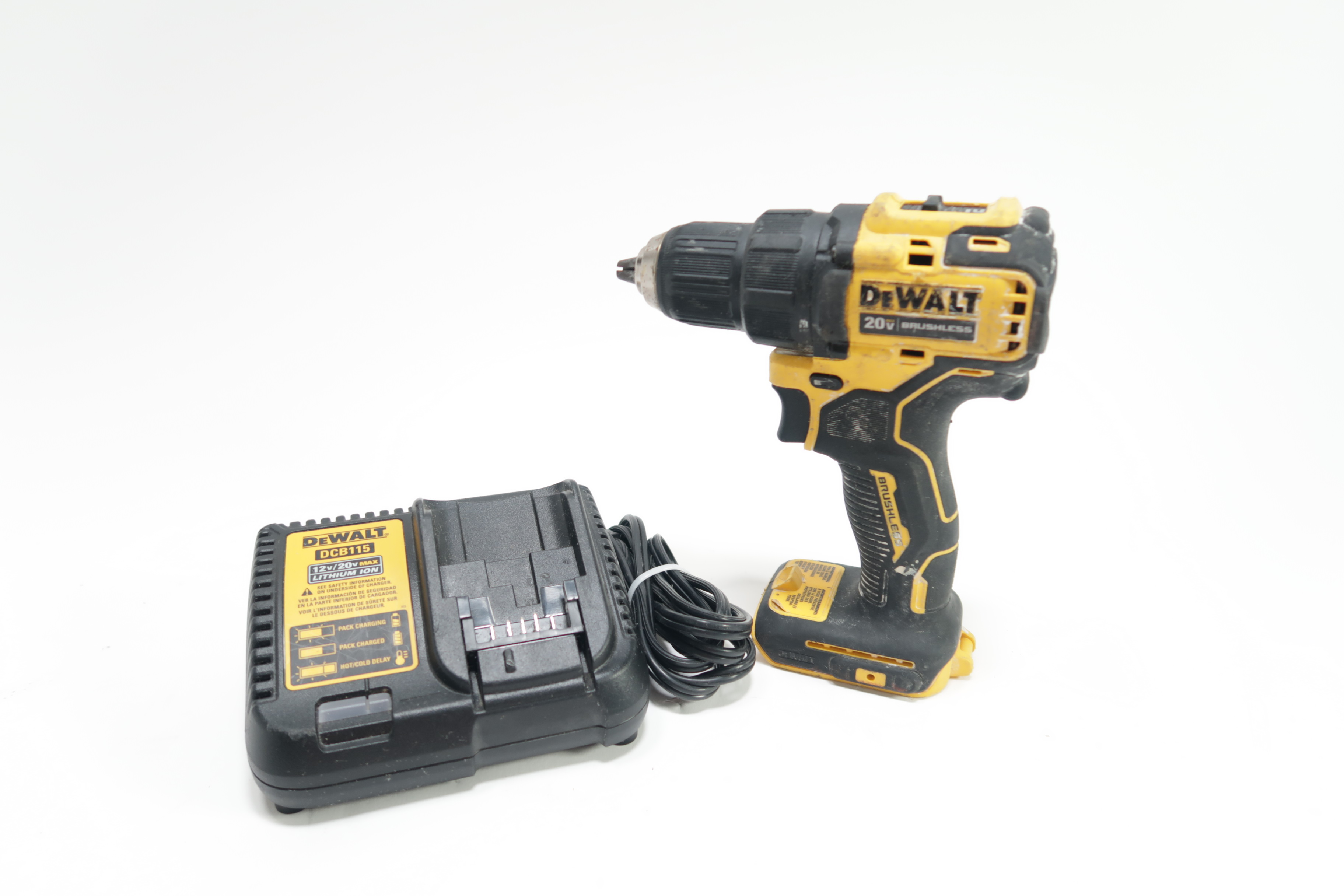 DEWALT DCD708 20-Volt MAX Cordless Brushless Compact 1/2 in. Drill ...